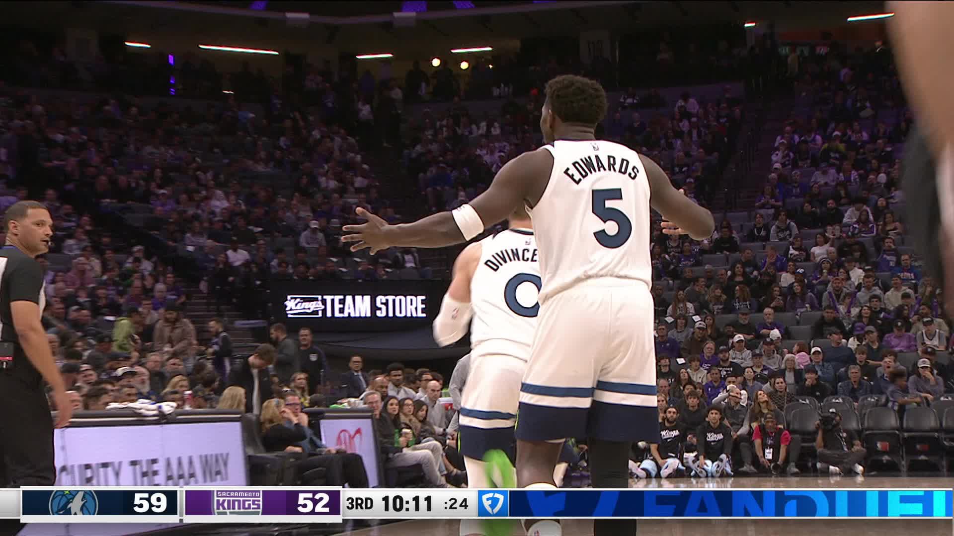 Ant Takes Off | Minnesota Timberwolves