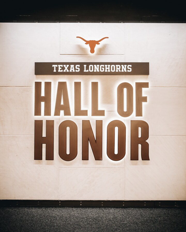 Longhorn Legend Photo Gallery | NBA.com