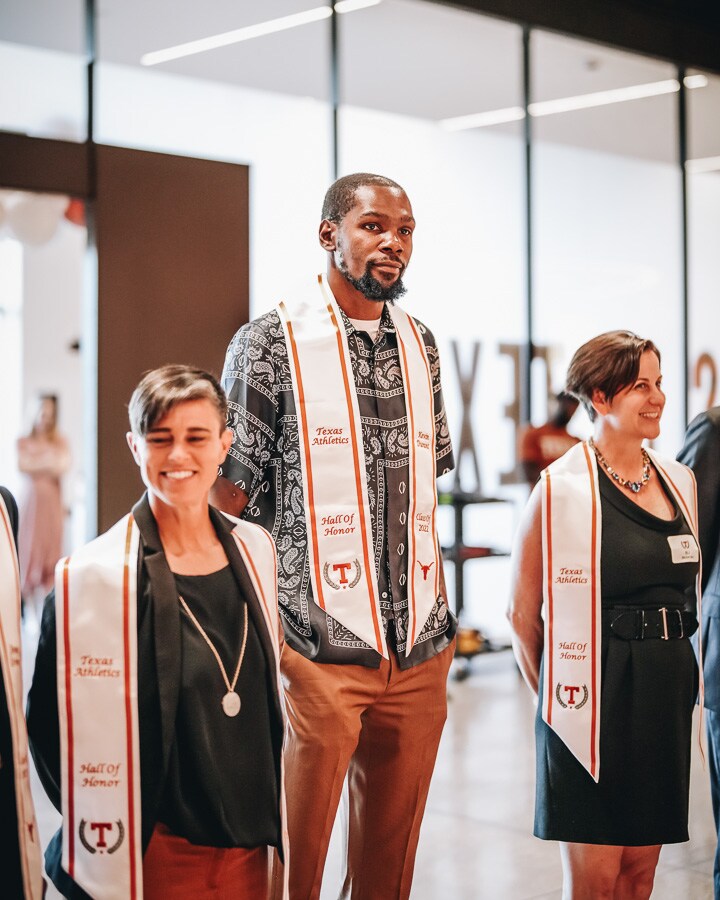 Longhorn Legend Photo Gallery | NBA.com