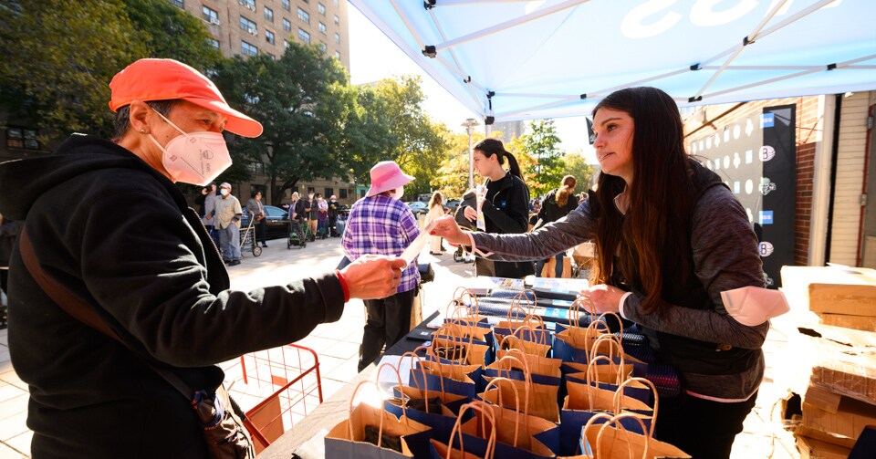 Eat and Move Better Boxes Photo Gallery | NBA.com