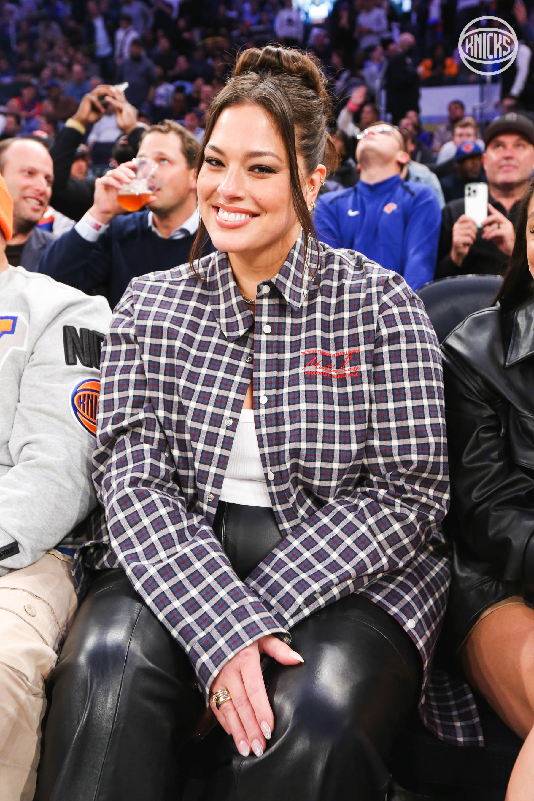 Celebrity Row: October 24 vs. Magic Photo Gallery | NBA.com