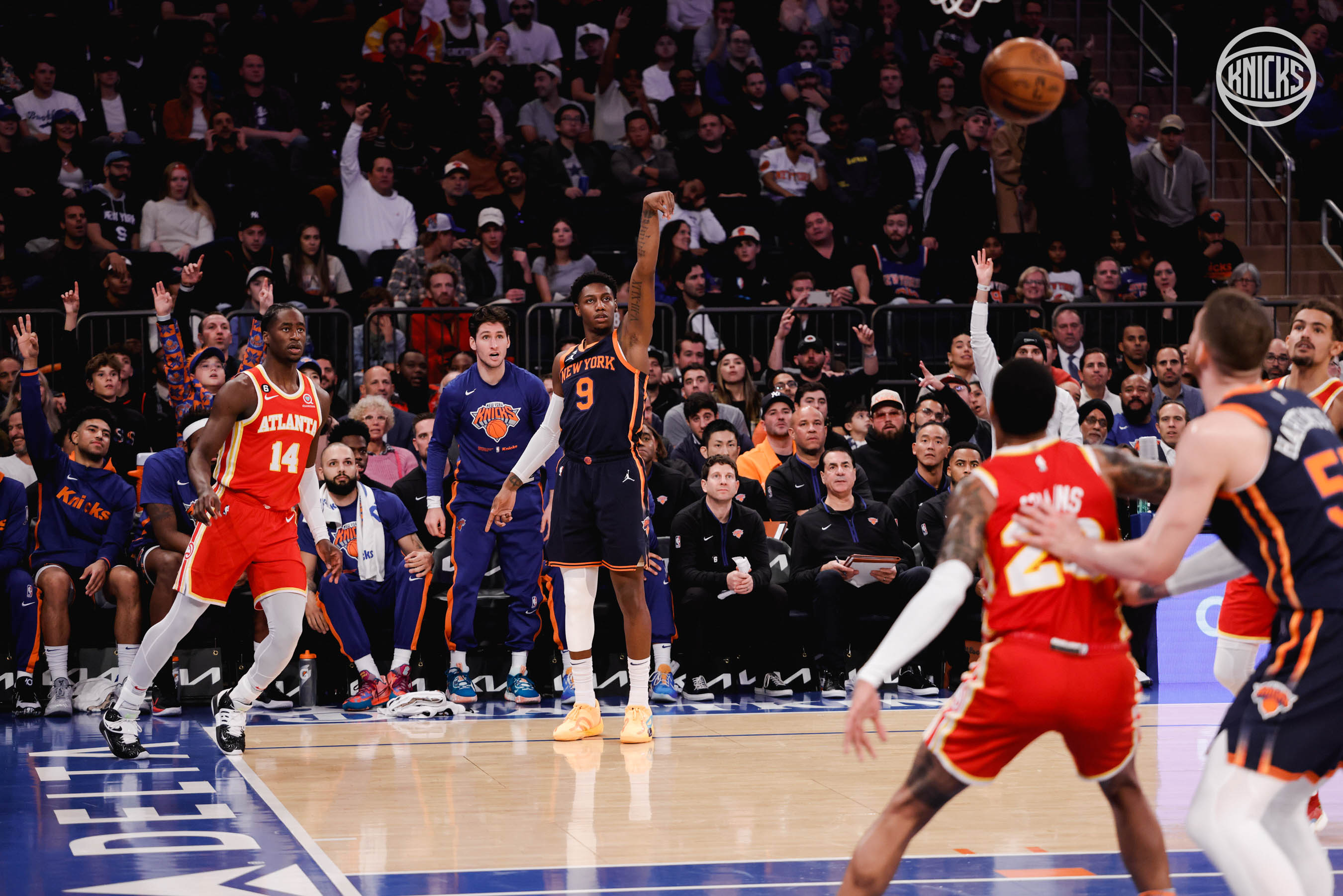 Knicks on the Court: November 2 vs. Hawks Photo Gallery | NBA.com