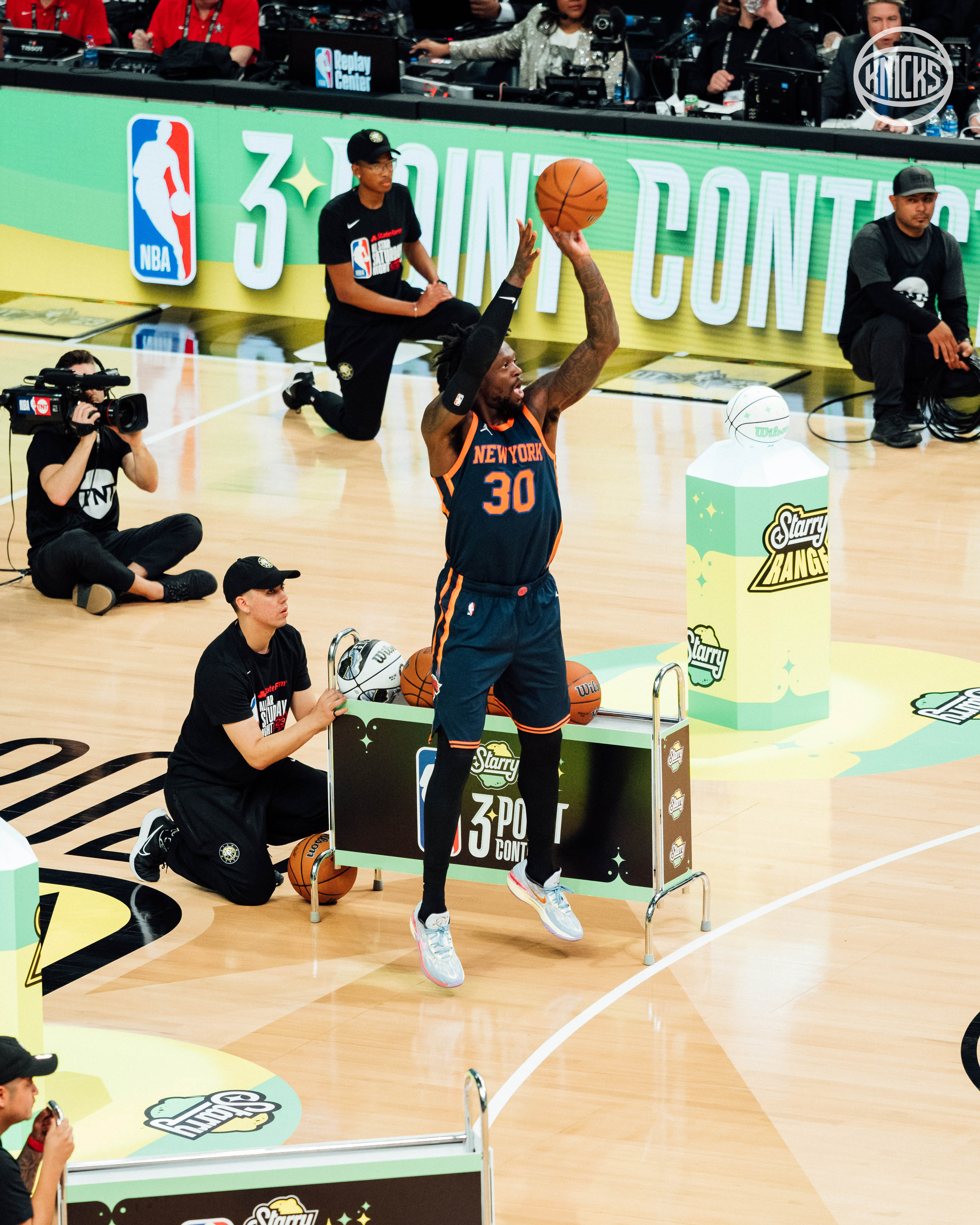 Starry 3-Point Contest: Julius Randle Photo Gallery | NBA.com