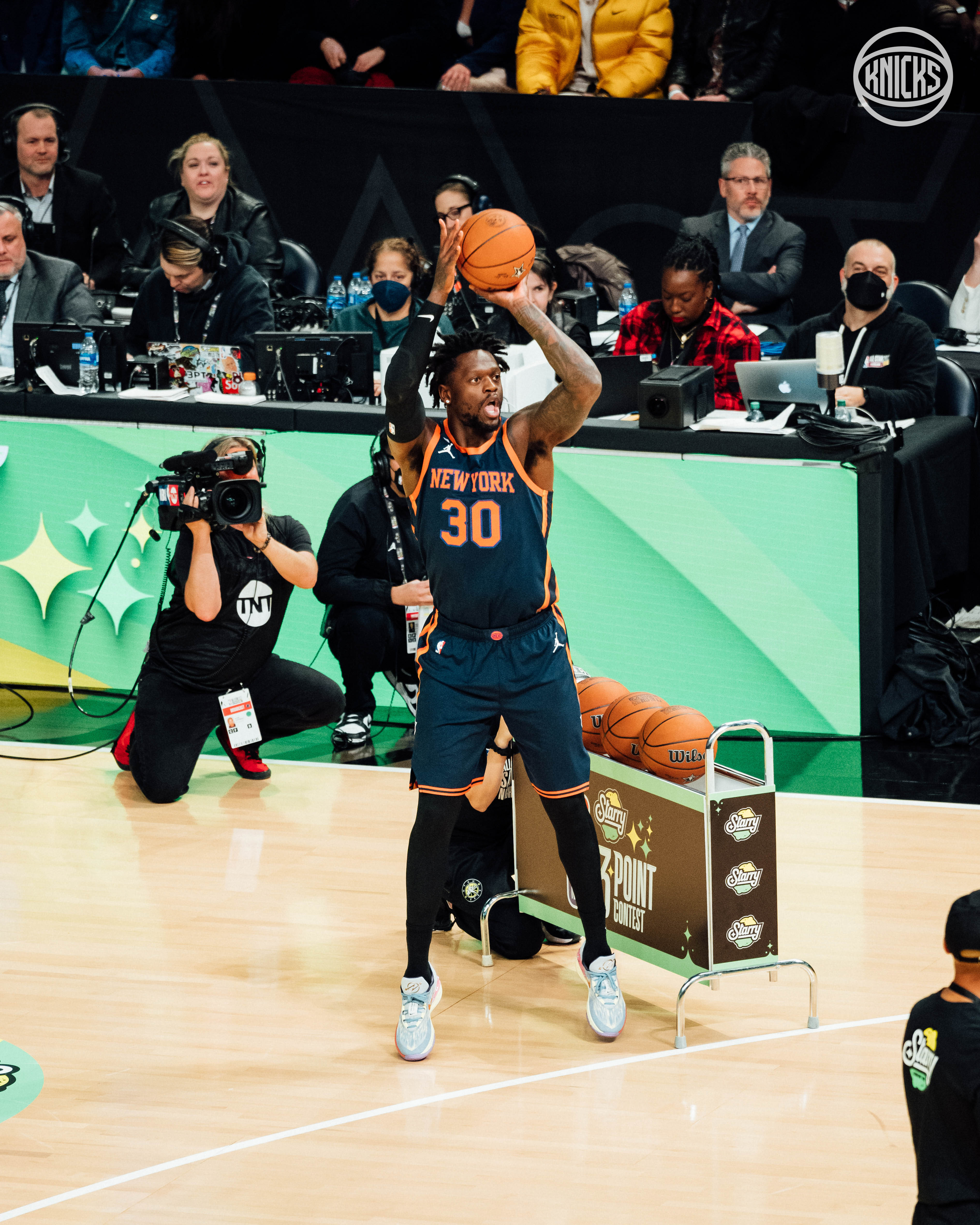 Starry 3-Point Contest: Julius Randle Photo Gallery | NBA.com
