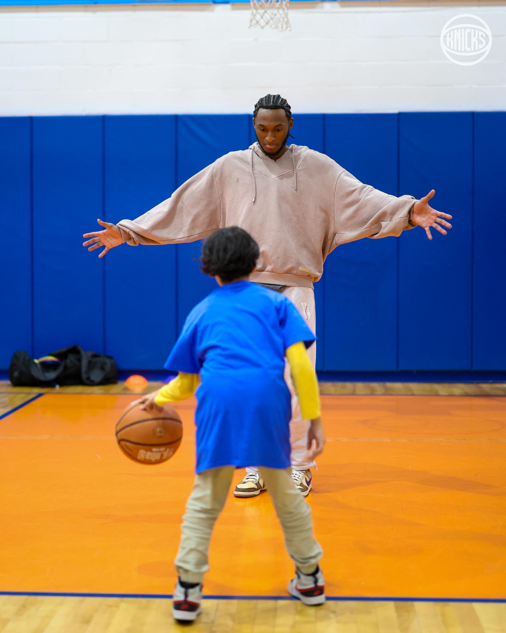 Knicks Holiday Delight Photo Gallery | NBA.com