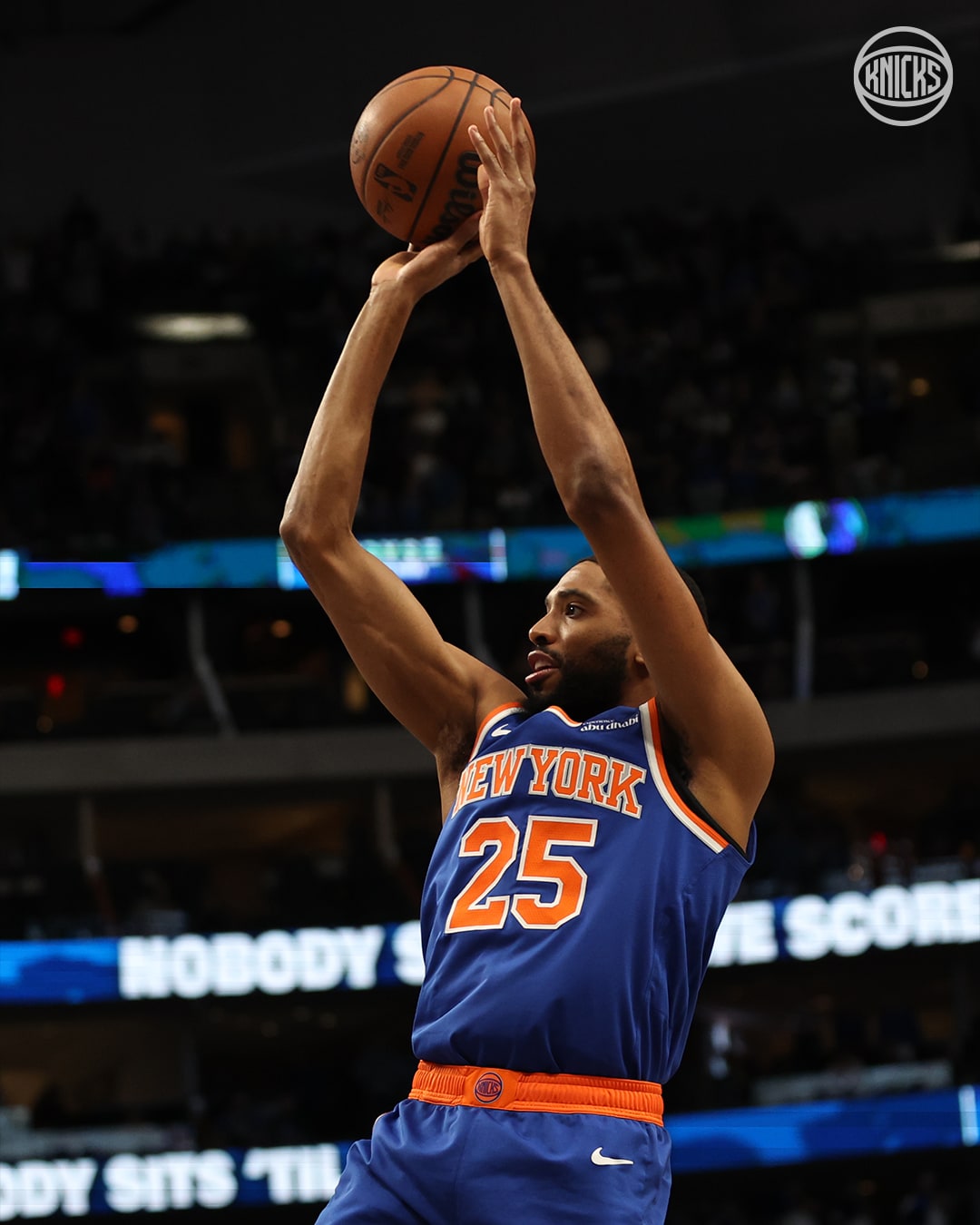 Knicks on the Court: November 27 vs. Mavericks Photo Gallery | NBA.com