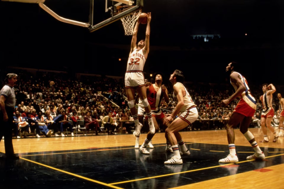 Dave DeBusschere Player Stats & Bio | New York KnicksHard-nosed, blue ...
