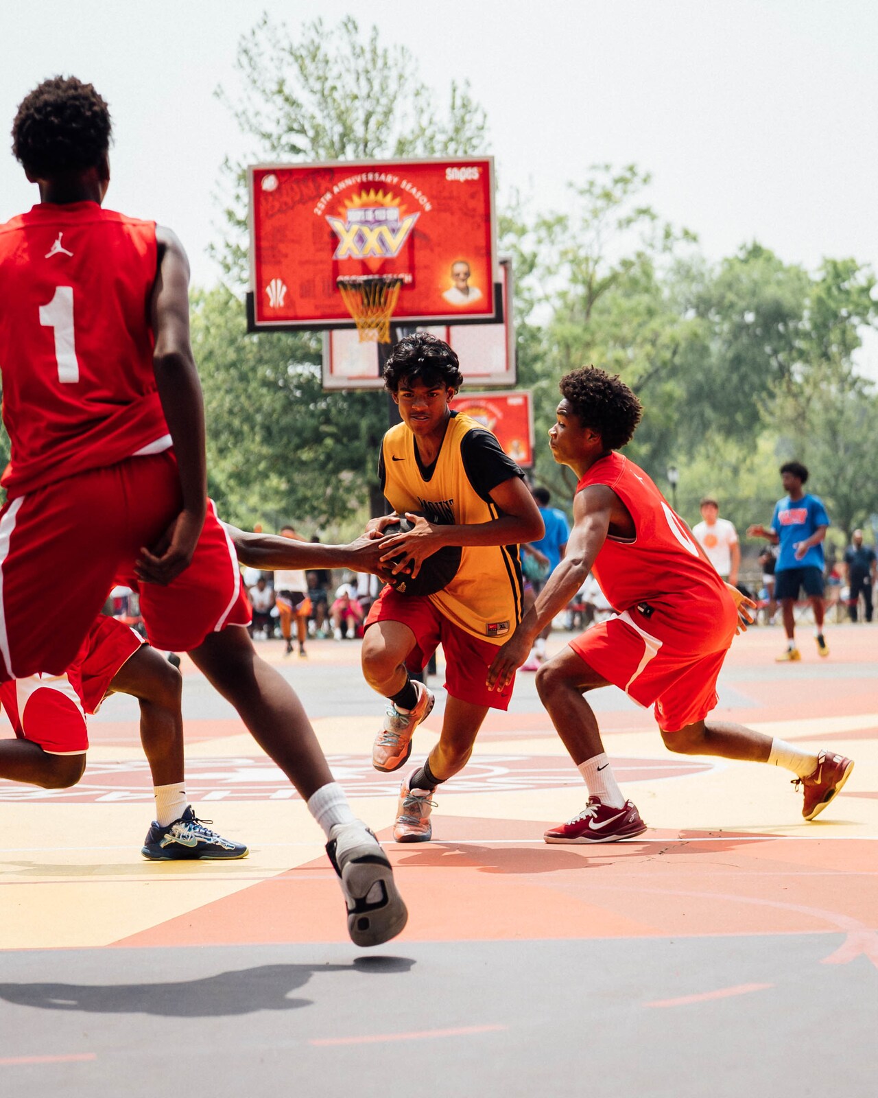 Summer Streetball | Hoops in the Sun | New York Knicks