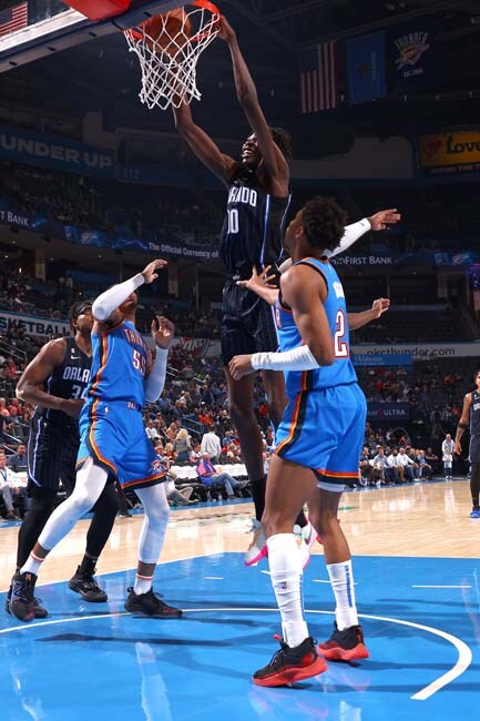 Photos of the Night: Magic vs. Thunder (11/1/22) Photo Gallery | NBA.com