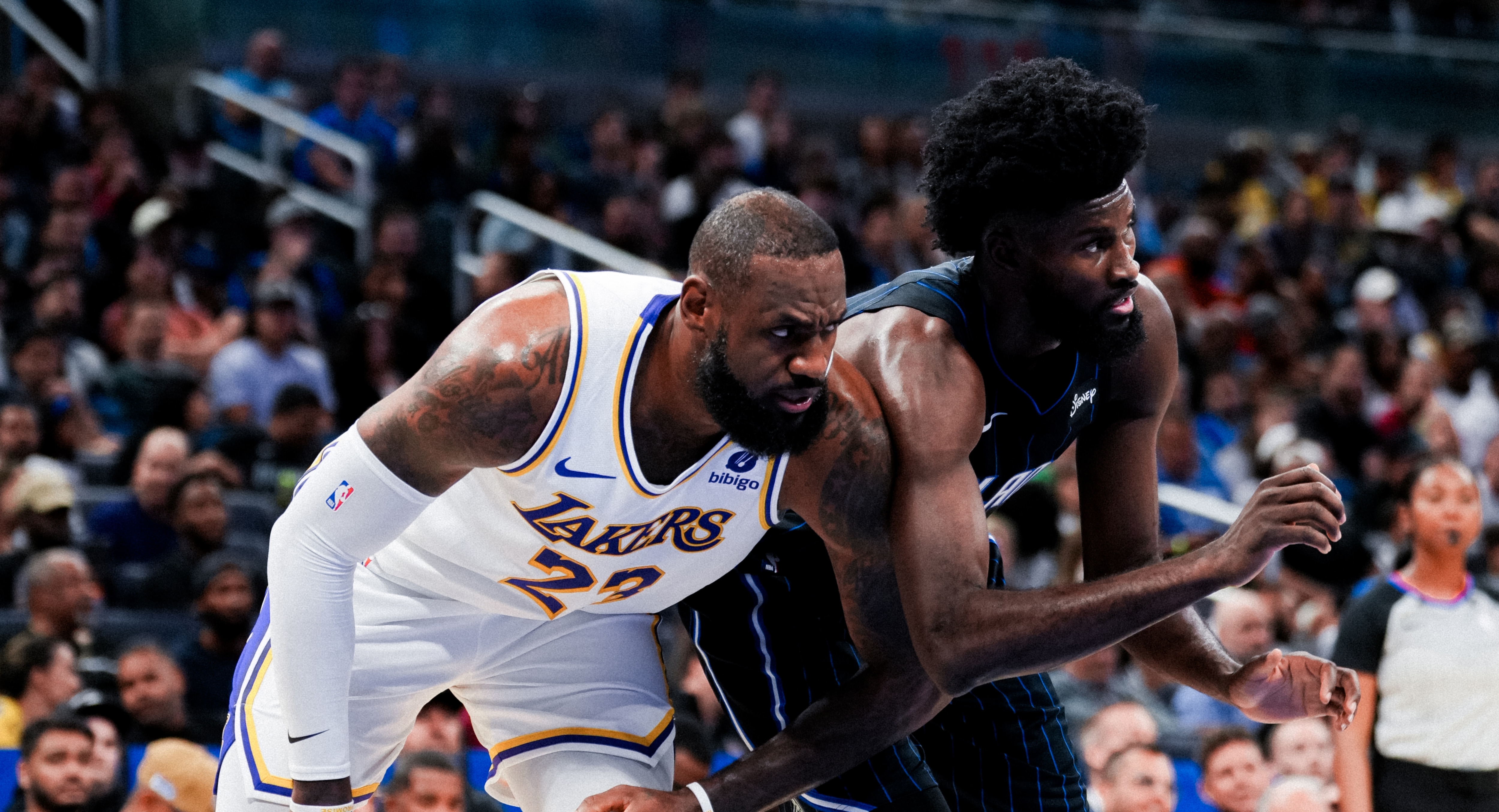 Lebron Blocks Jason Richardson