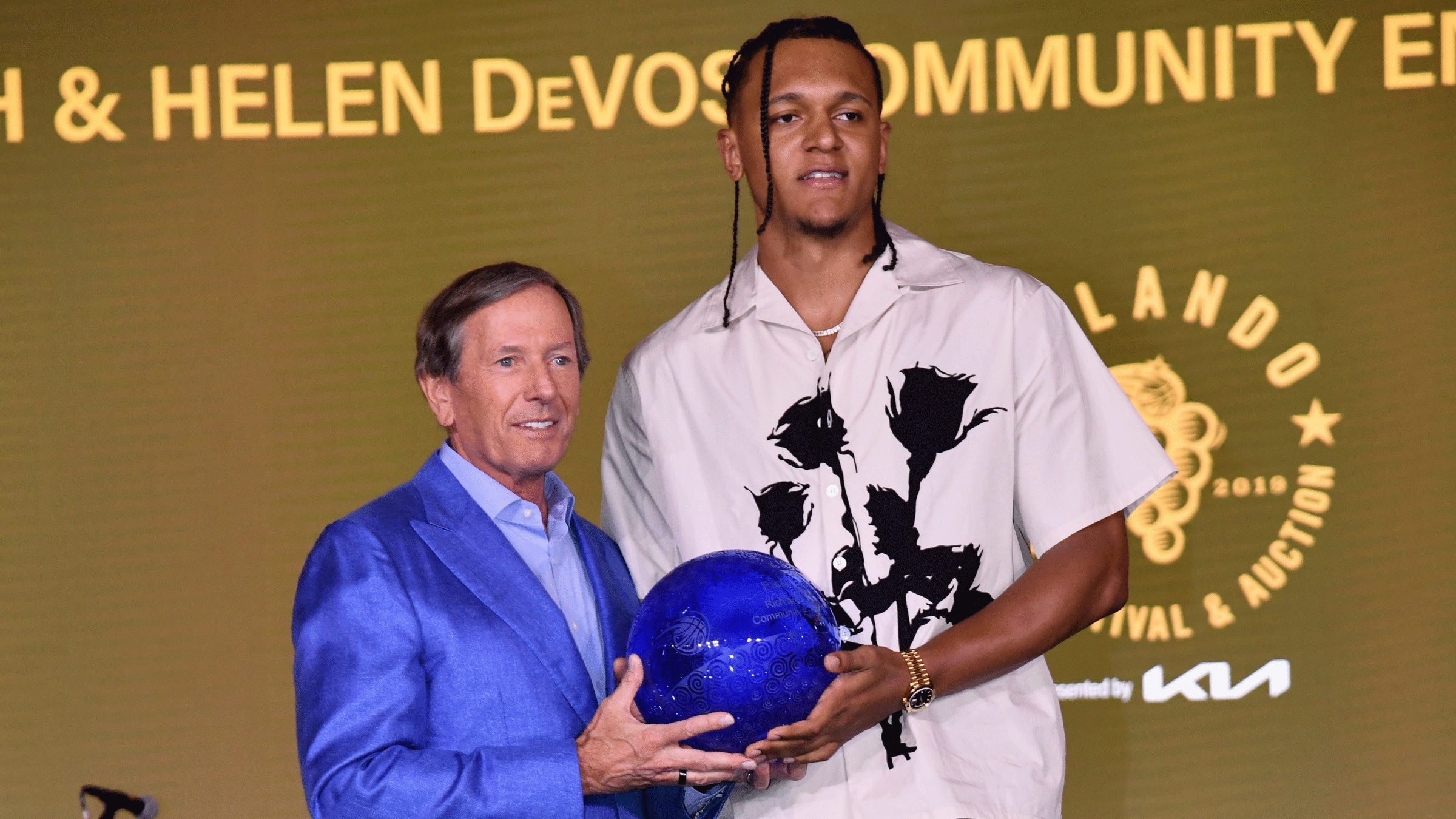 Paolo Banchero Named Winner of 2024-25 Rich & Helen DeVos Community Enrichment Award | Orlando Magic
