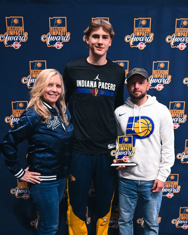 Hoosier Lottery Community Impact Award | Indiana Pacers