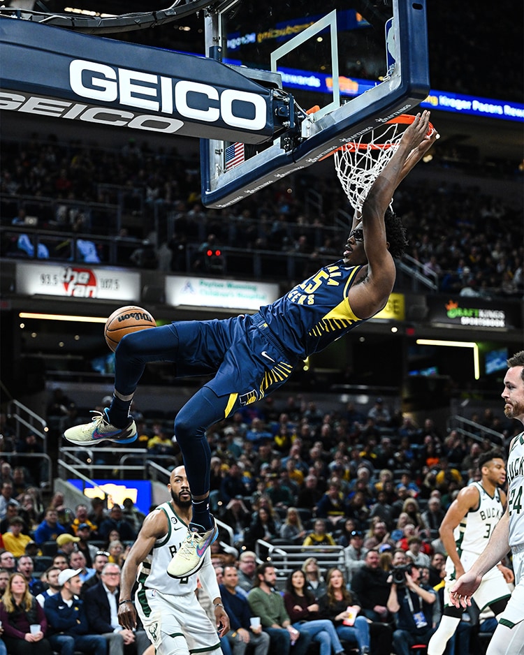 Jalen Smith's 2022-23 Season in Photos Photo Gallery | NBA.com