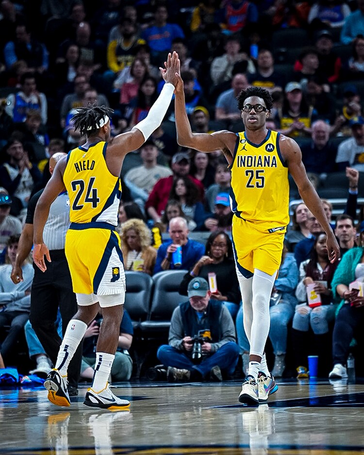 Jalen Smith's 2022-23 Season in Photos Photo Gallery | NBA.com