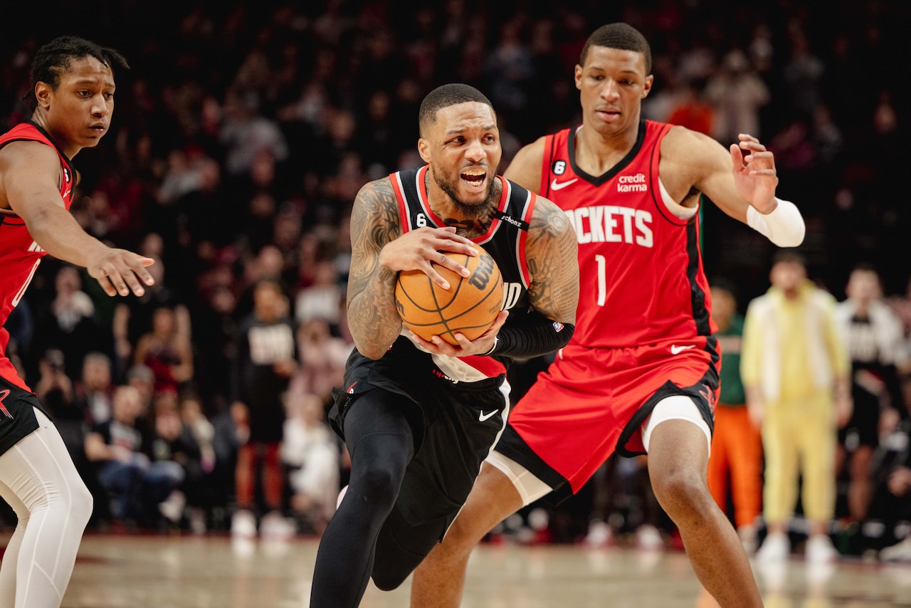 PHOTOS » Damian Lillard makes history on February 26th, 2023 | Portland ...
