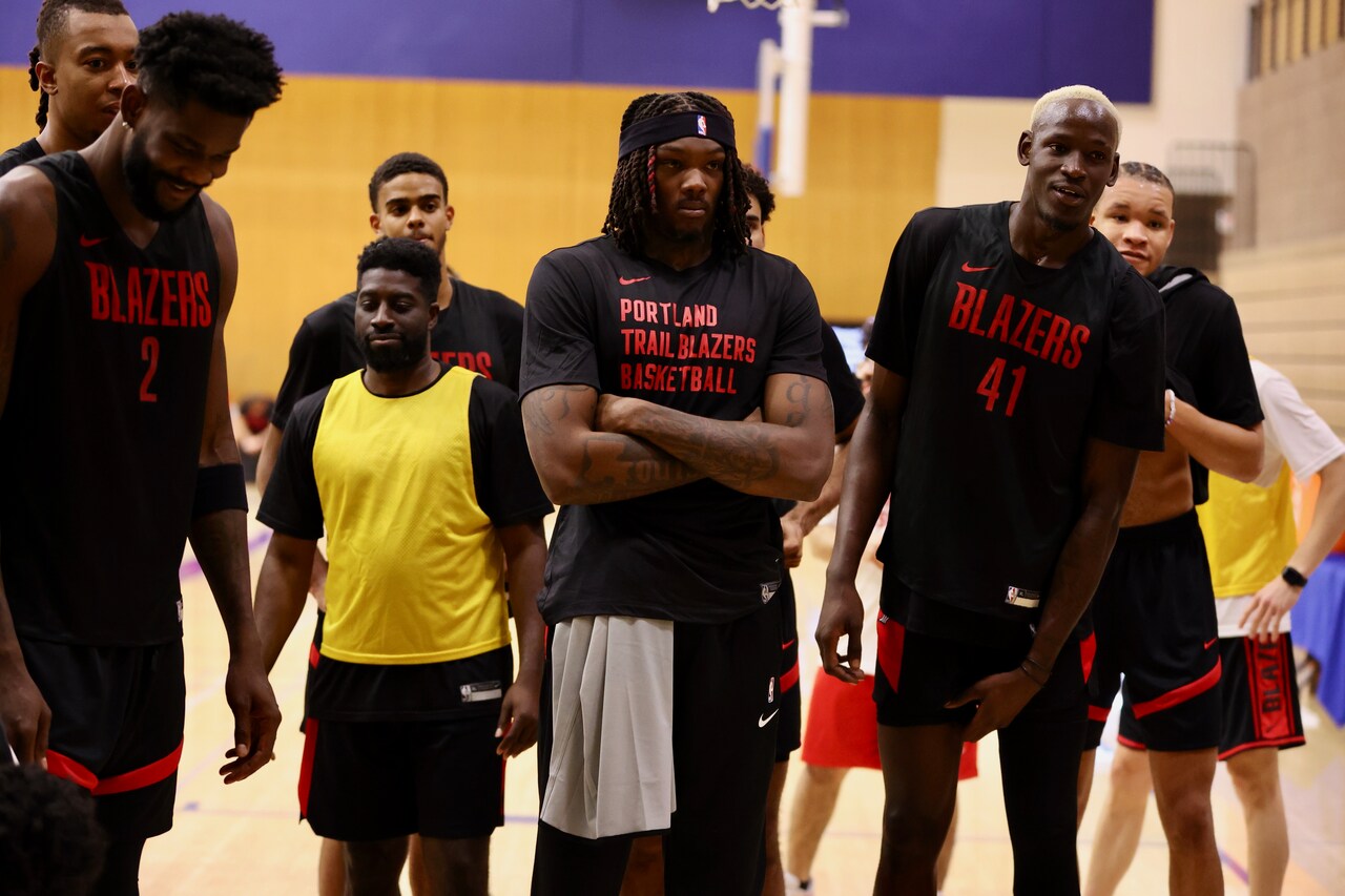 PHOTOS » Brogdon, Williams III Arrive At Training Camp | Portland Trail ...