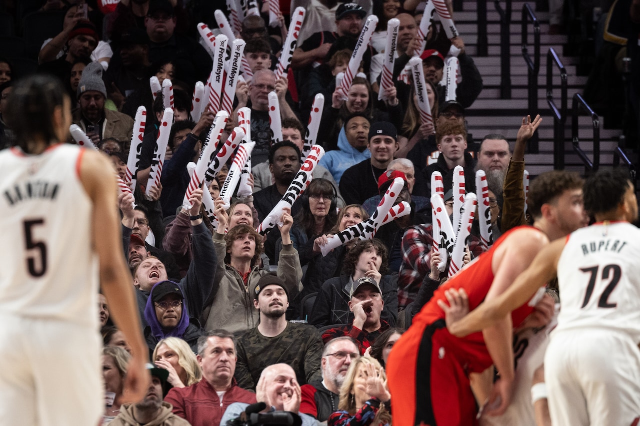 PHOTOS » Trail Blazers vs. Rockets on March 8, 2024 Photo Gallery | NBA.com