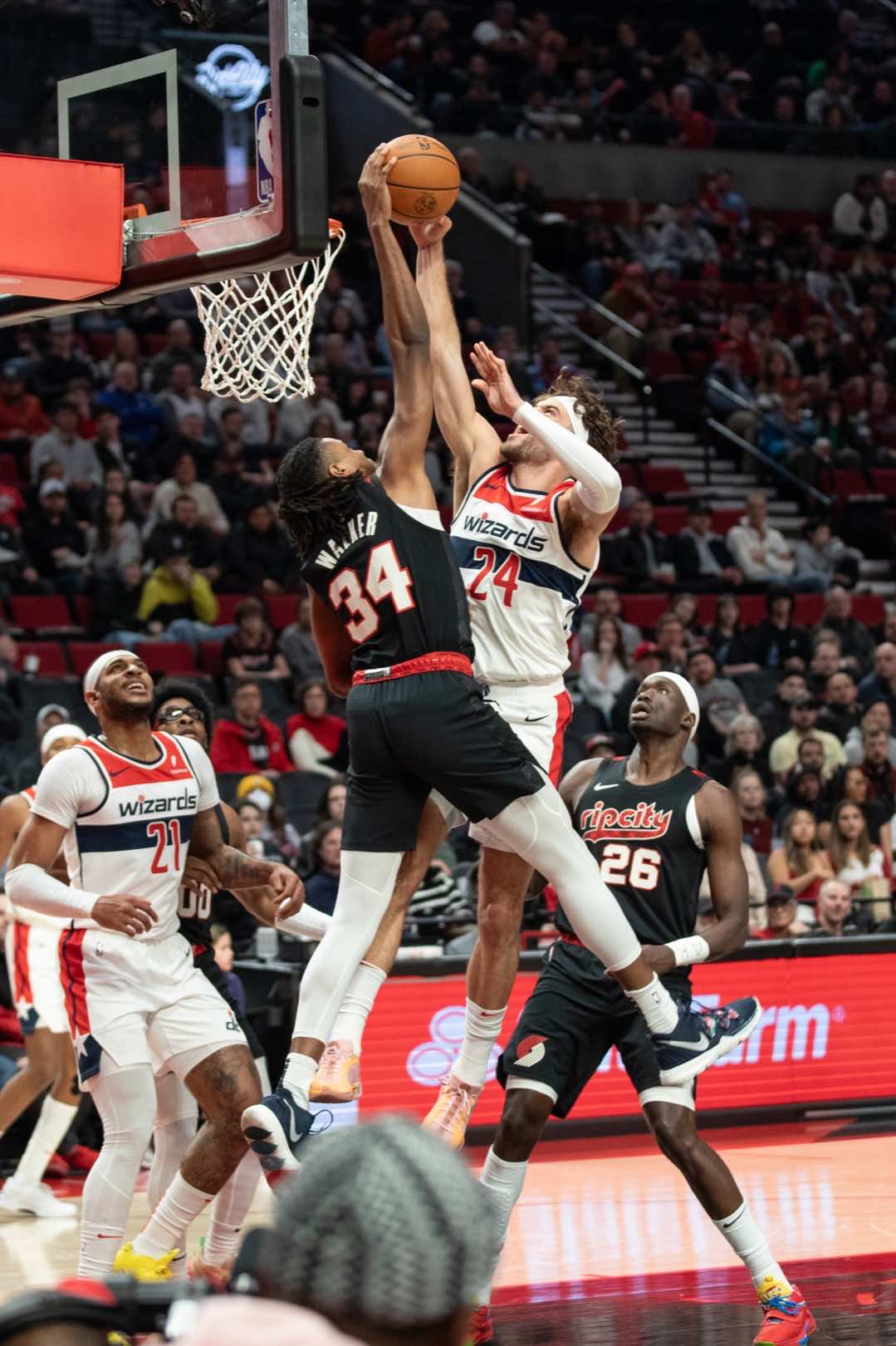 PHOTOS » A look back at Jabari Walker's 2023 – 2024 Trail Blazers ...
