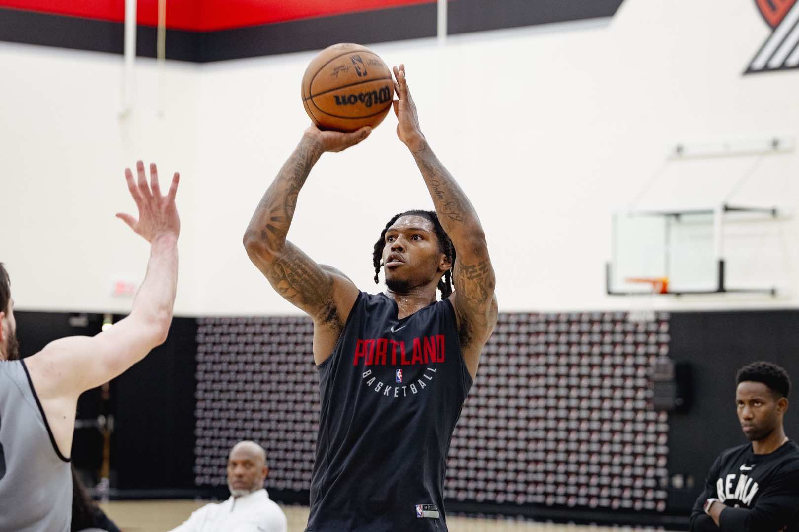 PHOTOS » Draft workout with Isaiah Crawford, Alex Karaban, Caleb Love ...