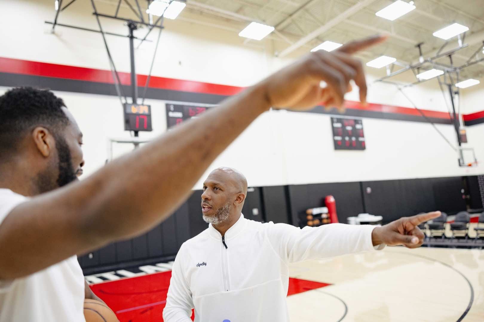 PHOTOS » Draft workout with Isaiah Crawford, Alex Karaban, Caleb Love ...