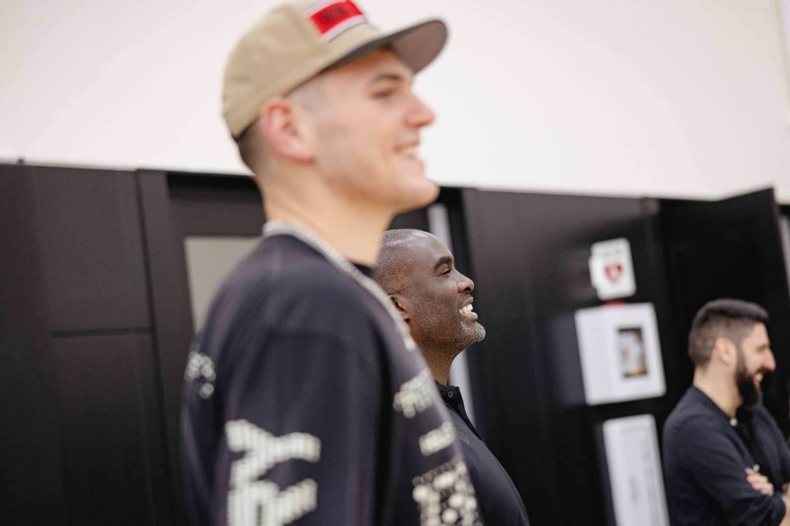 Clingan Arrives Ready To Work And Rim Protect | NBA.com