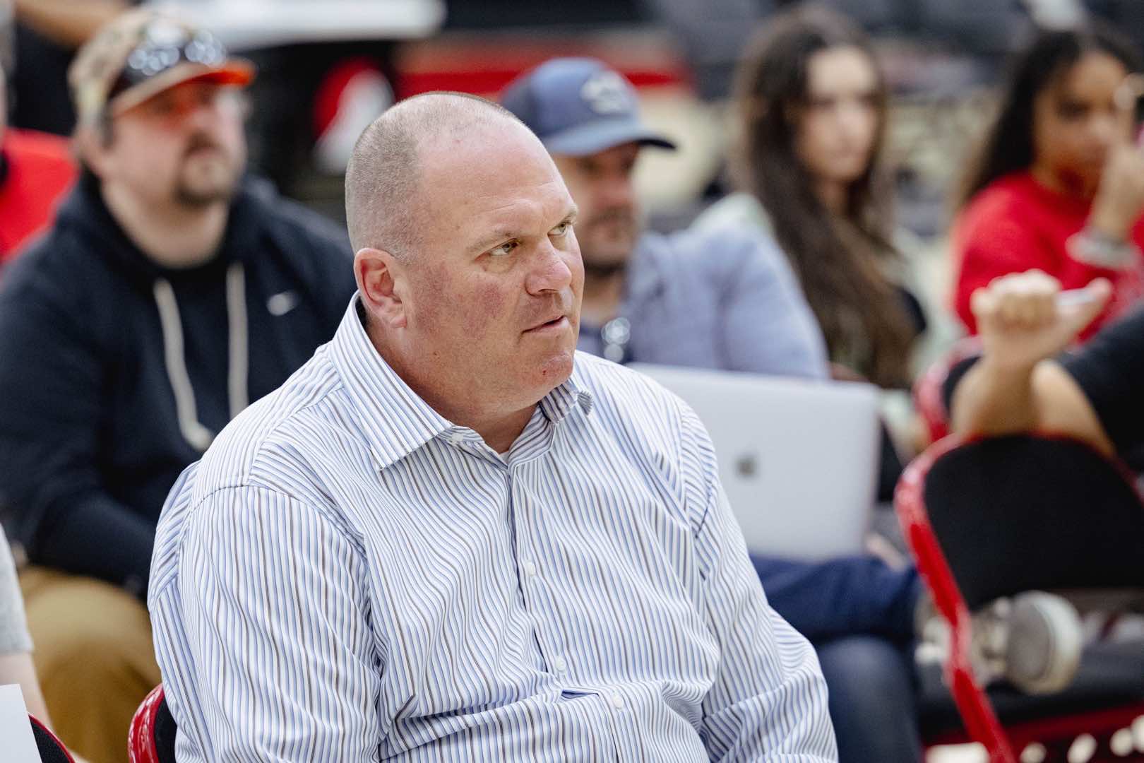 PHOTOS » Donovan Clingan Welcomed to Portland Photo Gallery | NBA.com