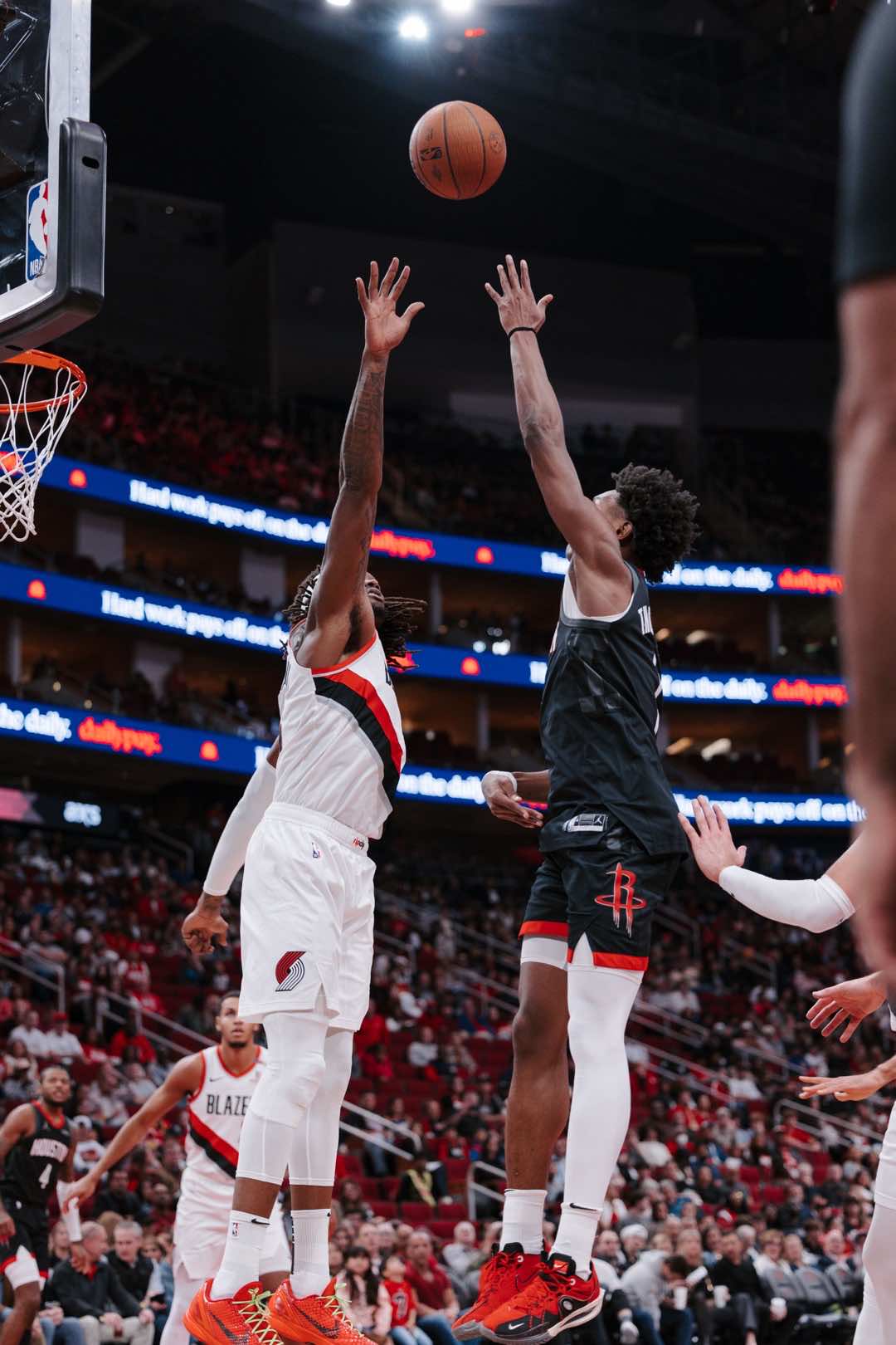 PHOTOS » Trail Blazers @ Houston Rockets on November 22, 2024 ...