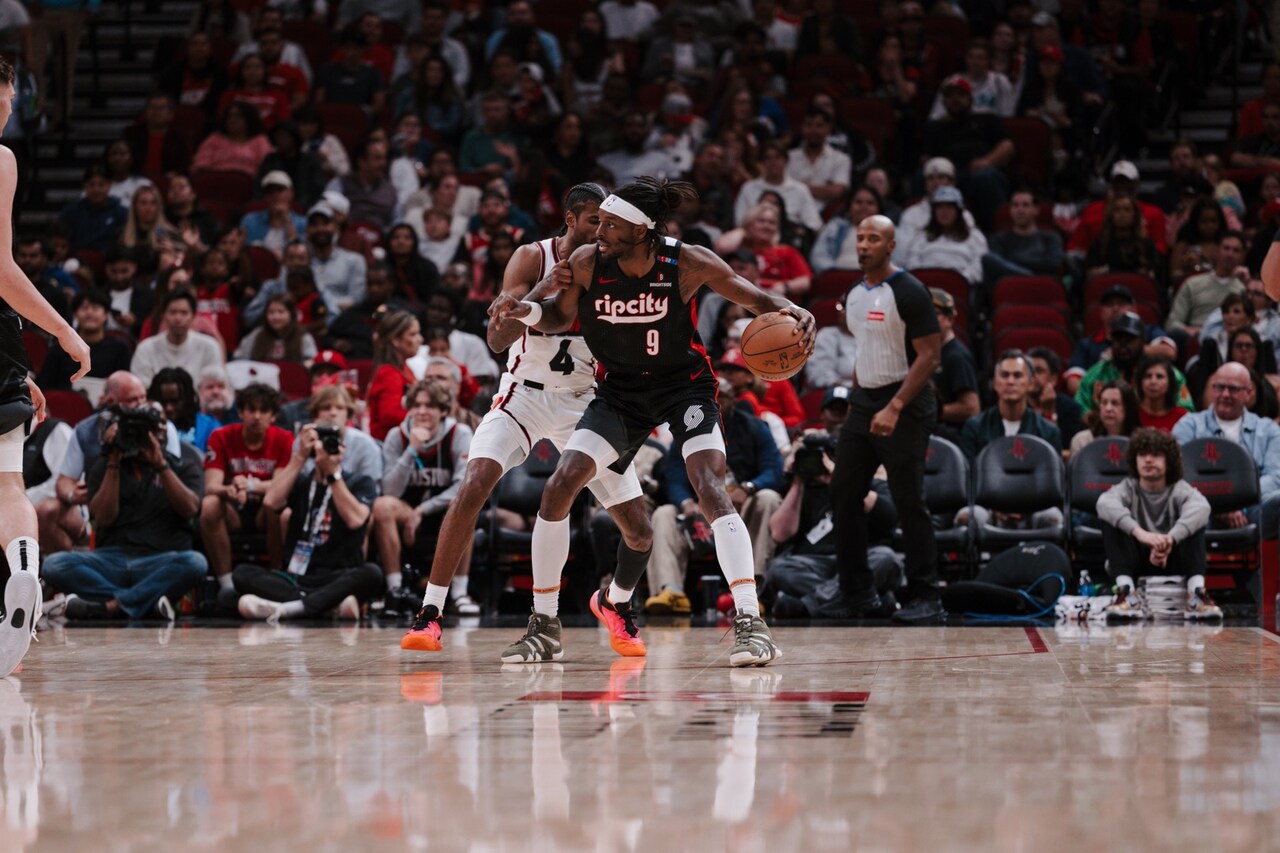 PHOTOS » Trail Blazers @ Houston Rockets on November 23, 2024 Photo ...