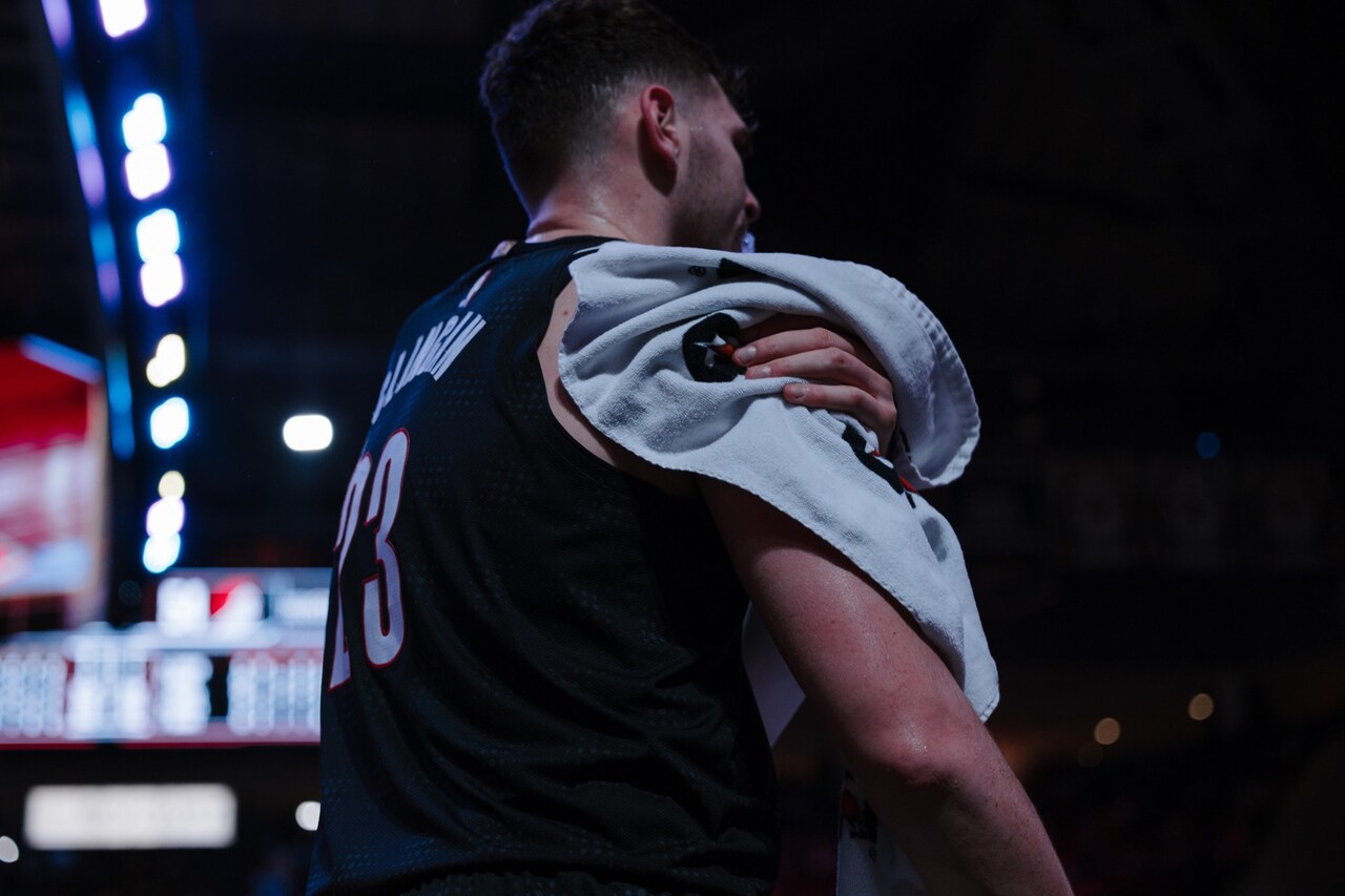 PHOTOS » Trail Blazers @ Houston Rockets on November 23, 2024 Photo ...