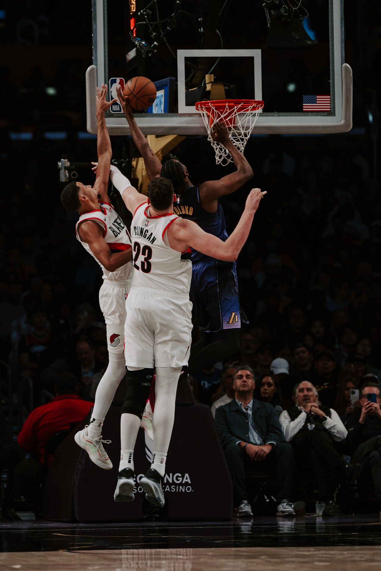 PHOTOS » Trail Blazers @ Los Angeles Lakers on January 2, 2025 ...