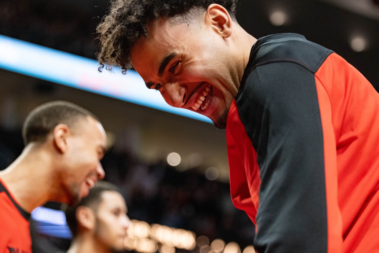 PHOTOS » A look back at Justin Minaya's 2024 – 2025 Trail Blazers ...