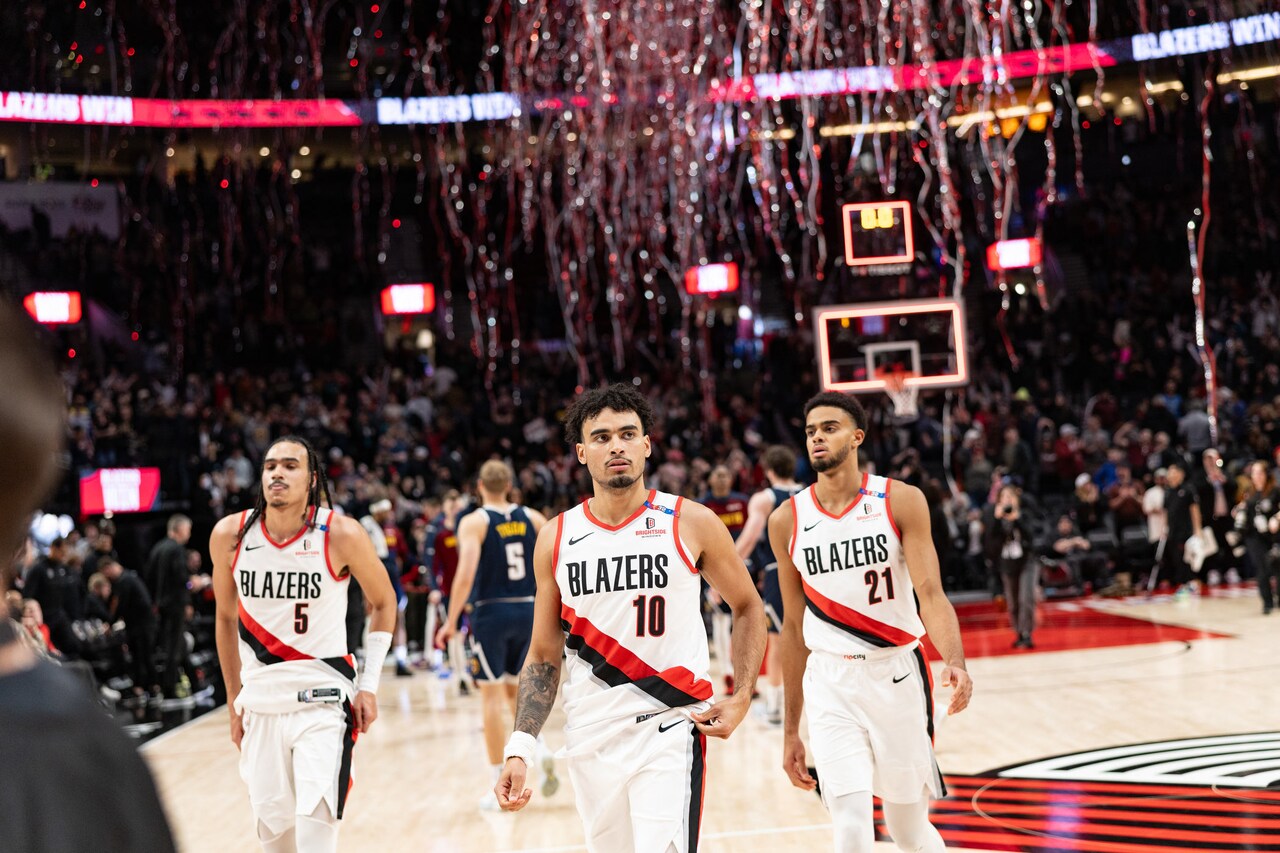 PHOTOS » A look back at Justin Minaya's 2024 – 2025 Trail Blazers ...