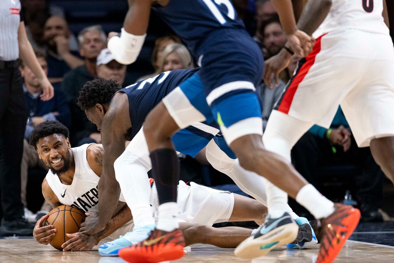 PHOTOS » Trail Blazers fall to Timberwolves February 11, 2026 ...