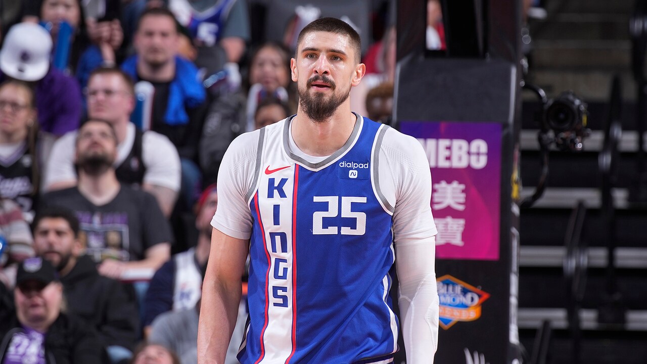 Sacramento Kings Re-Sign Alex Len | Sacramento Kings