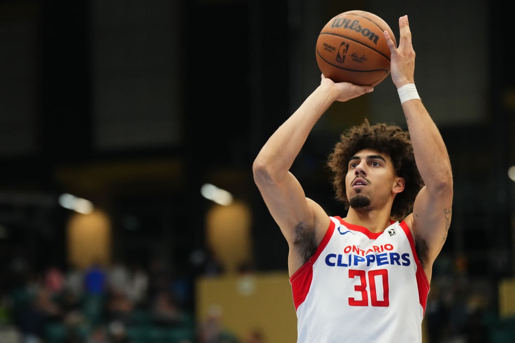 Kings Sign Brodric Thomas | Sacramento Kings