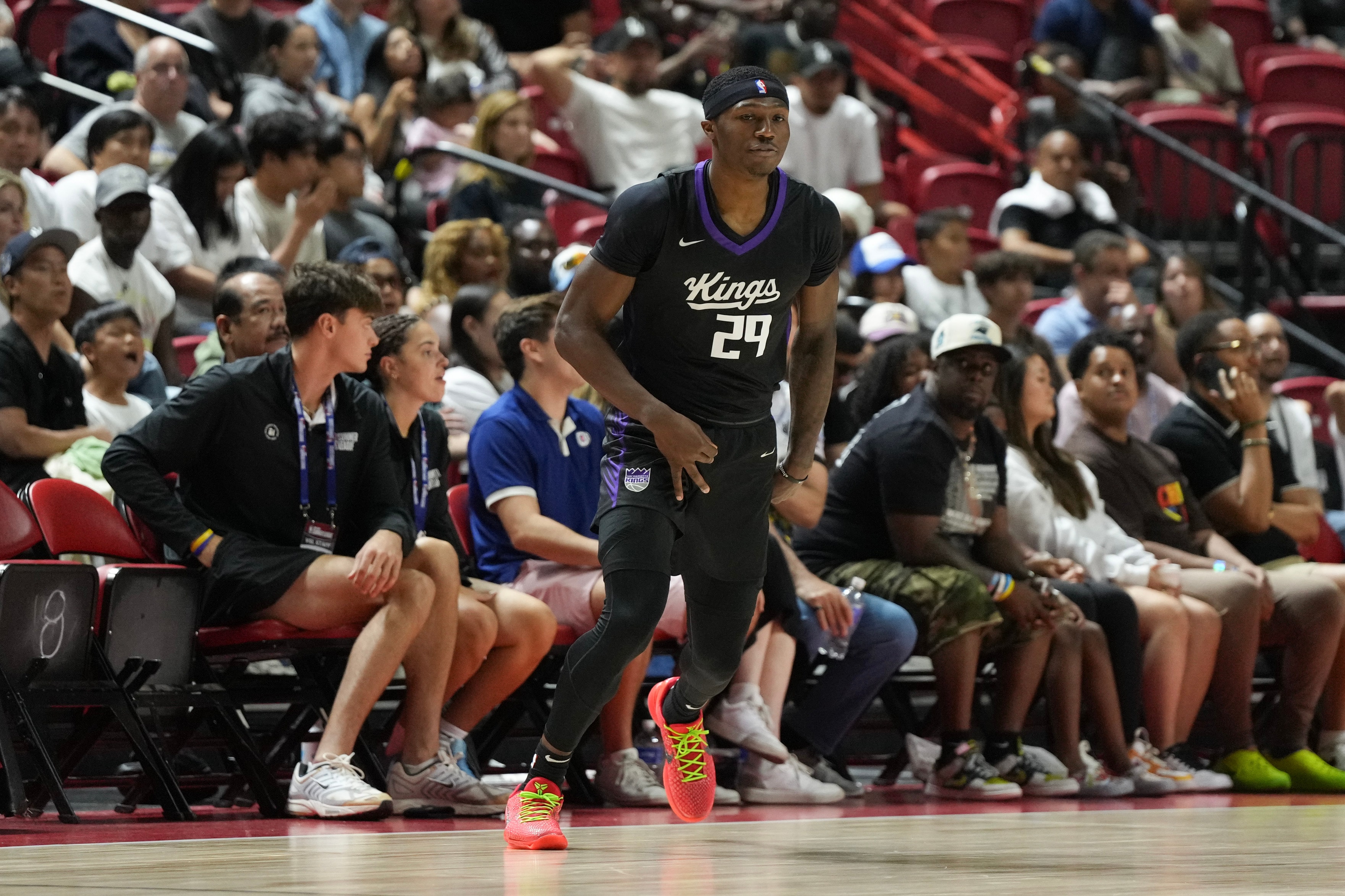 Sacramento Kings Sign Daeqwon Plowden to Two-Way Contract | Sacramento ...