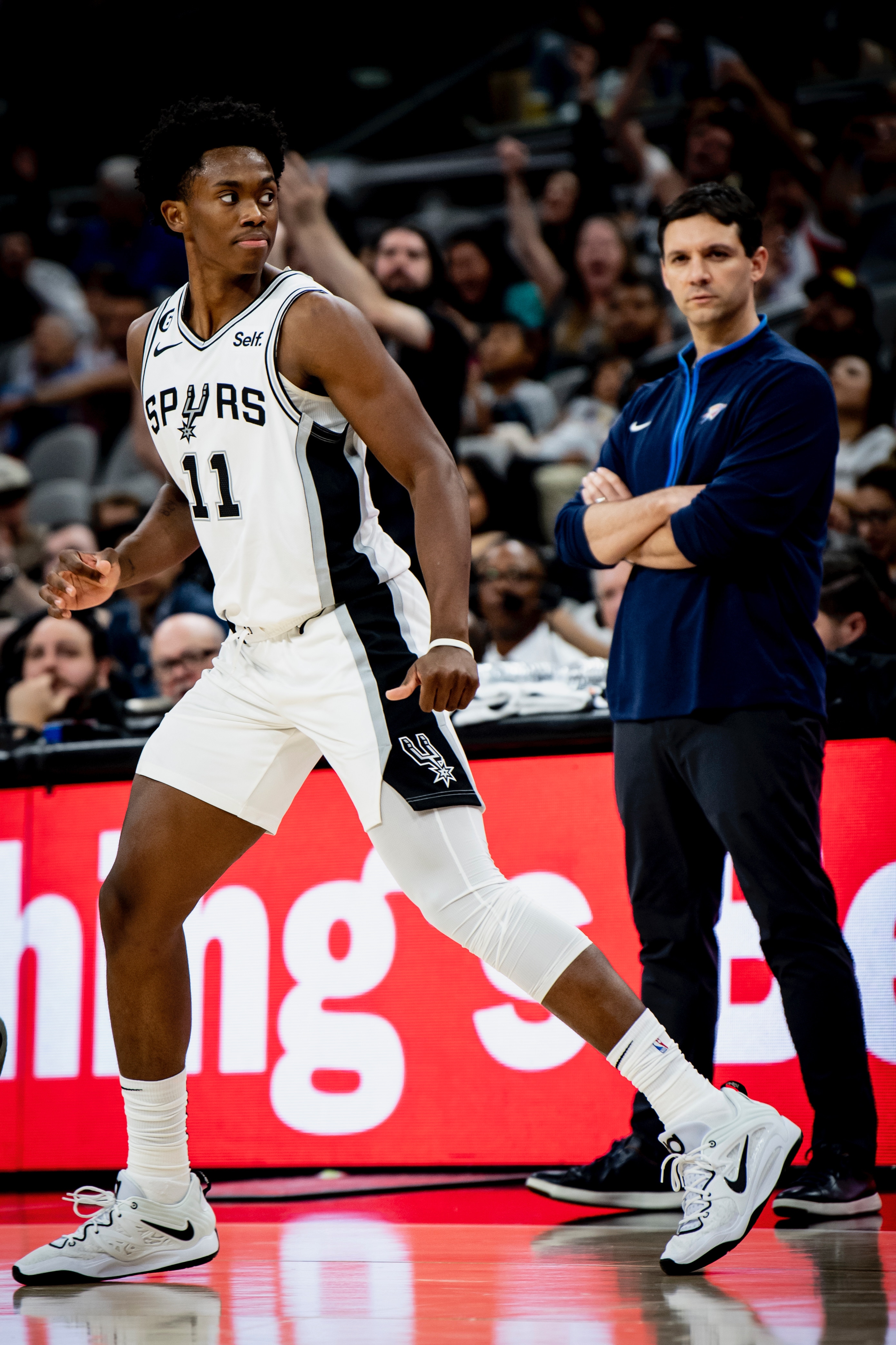 Photos: Spurs vs. Thunder (Preseason) 10/13 Photo Gallery | NBA.com