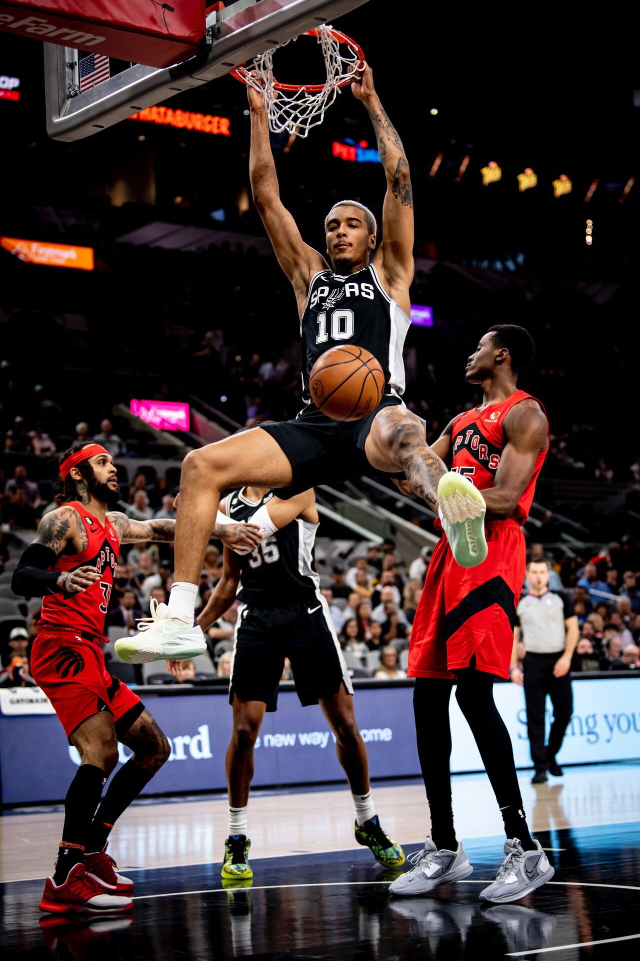 Photos: Spurs vs Raptors 11/2 | San Antonio Spurs