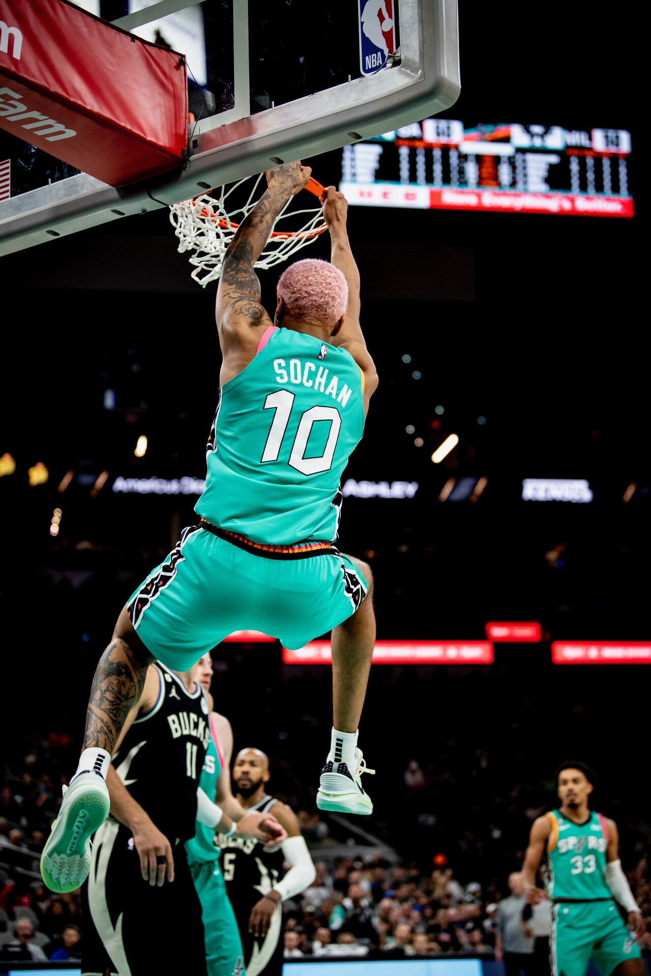 Photos: Spurs vs. Bucks 11/11 | San Antonio Spurs