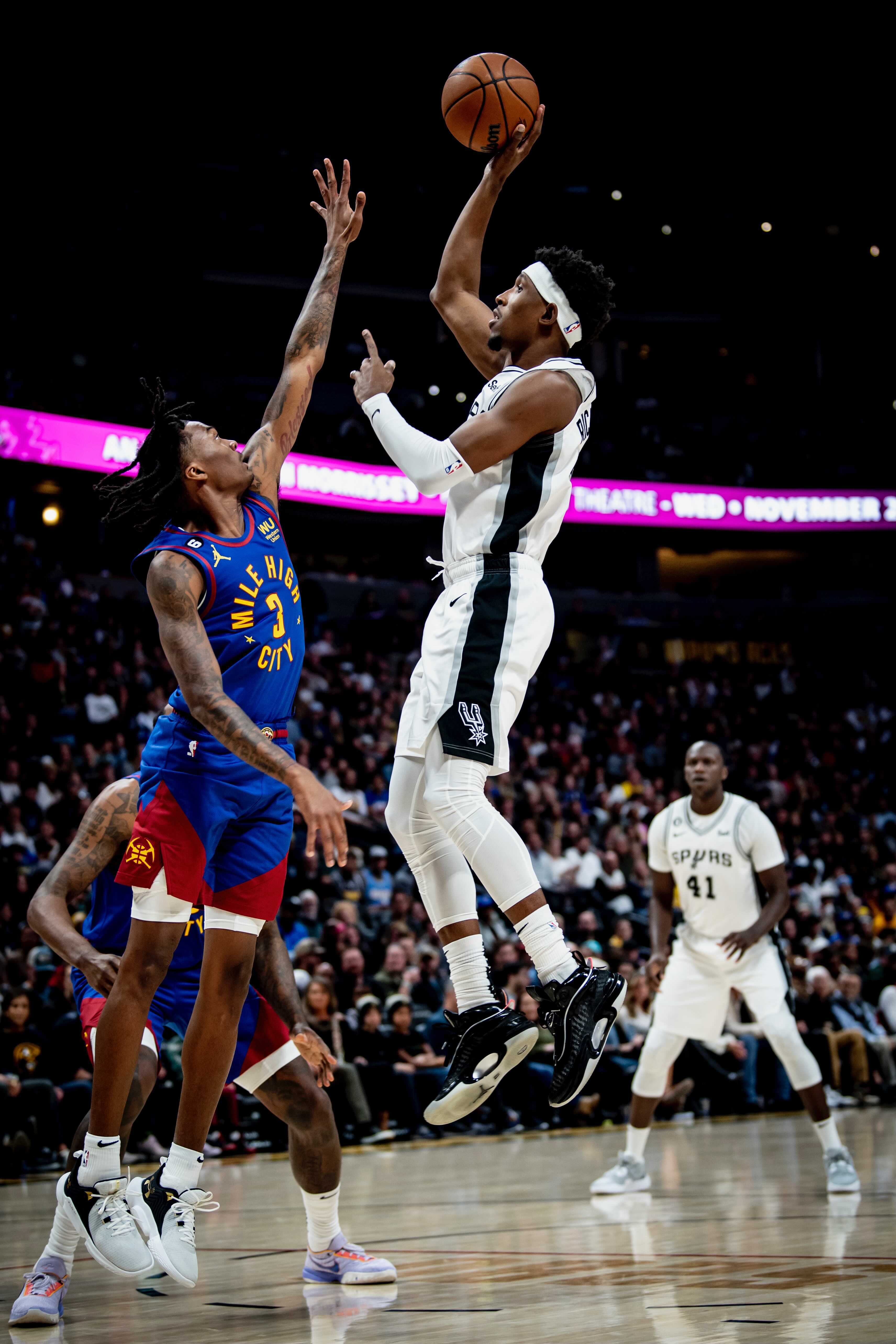 Photos: Spurs vs Nuggets 11/5 Photo Gallery | NBA.com