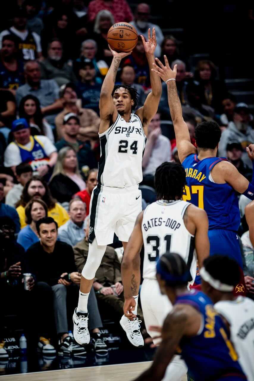 Photos: Spurs vs Nuggets 11/5 Photo Gallery | NBA.com