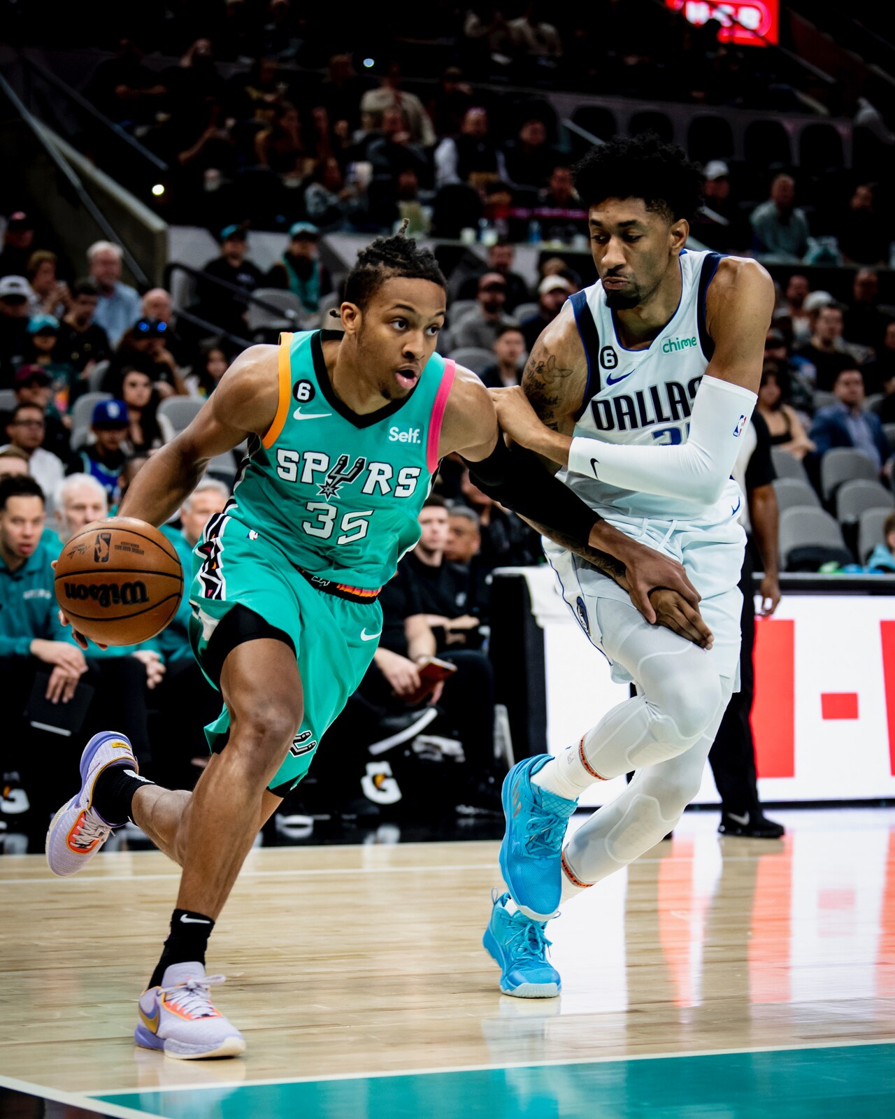 Photo: Spurs vs. Mavericks 12/31 | San Antonio Spurs