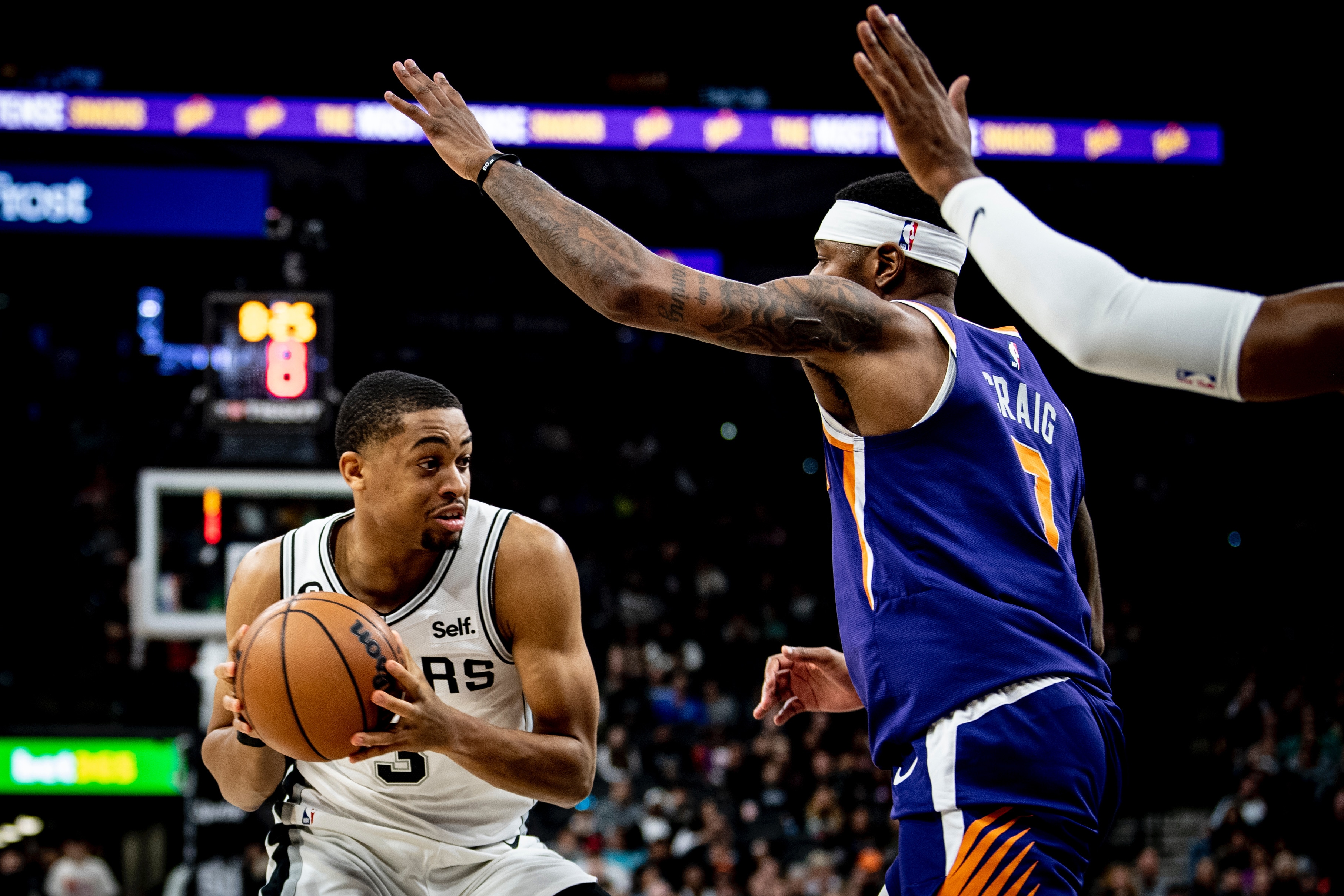 Photos: Spurs vs Suns 1/28 Photo Gallery | NBA.com