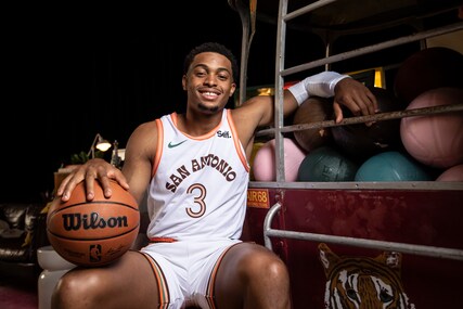 Photos: 2023-24 City Edition Uniforms | San Antonio Spurs