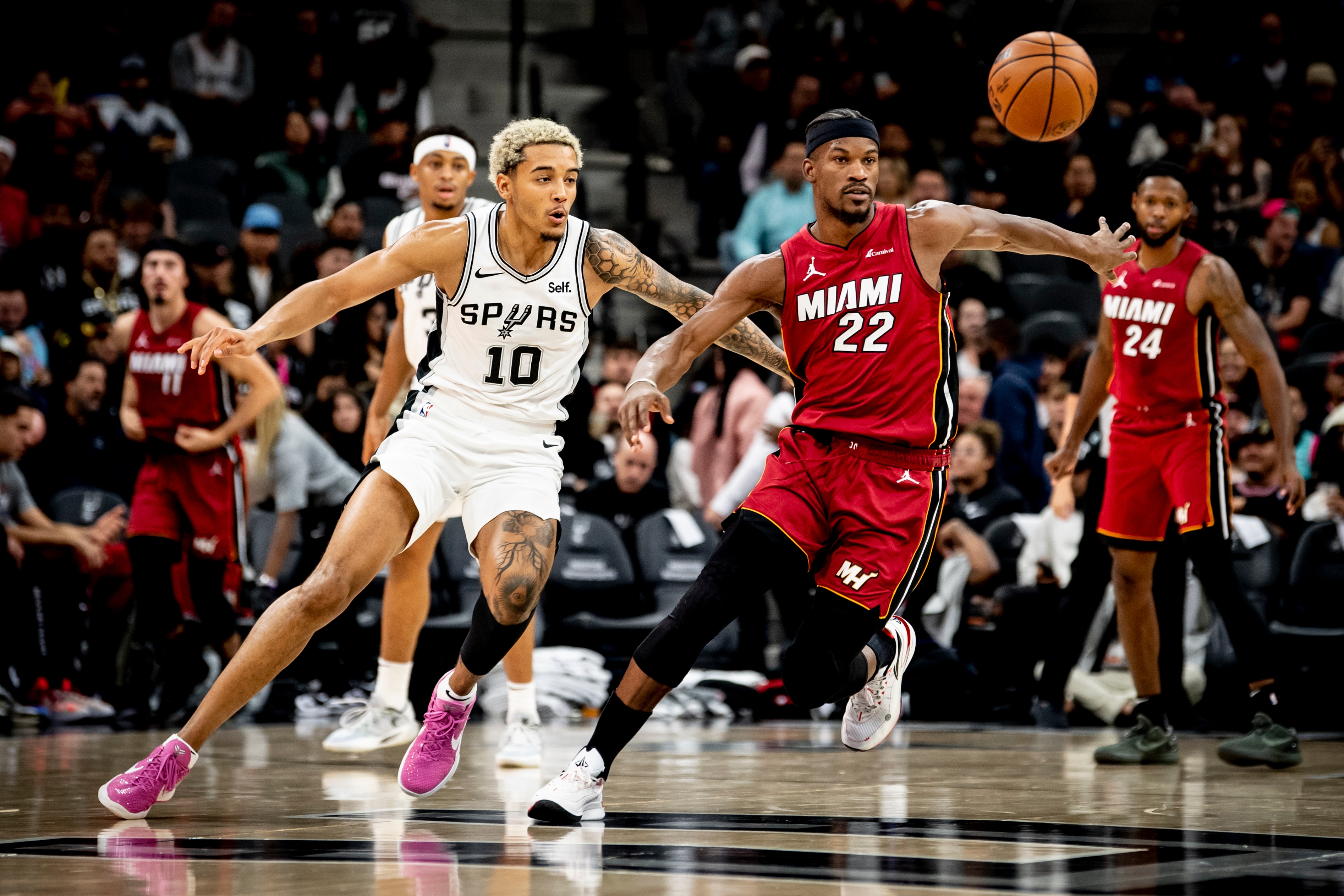 Photos: Spurs vs Miami Heat 11/12 Photo Gallery | NBA.com