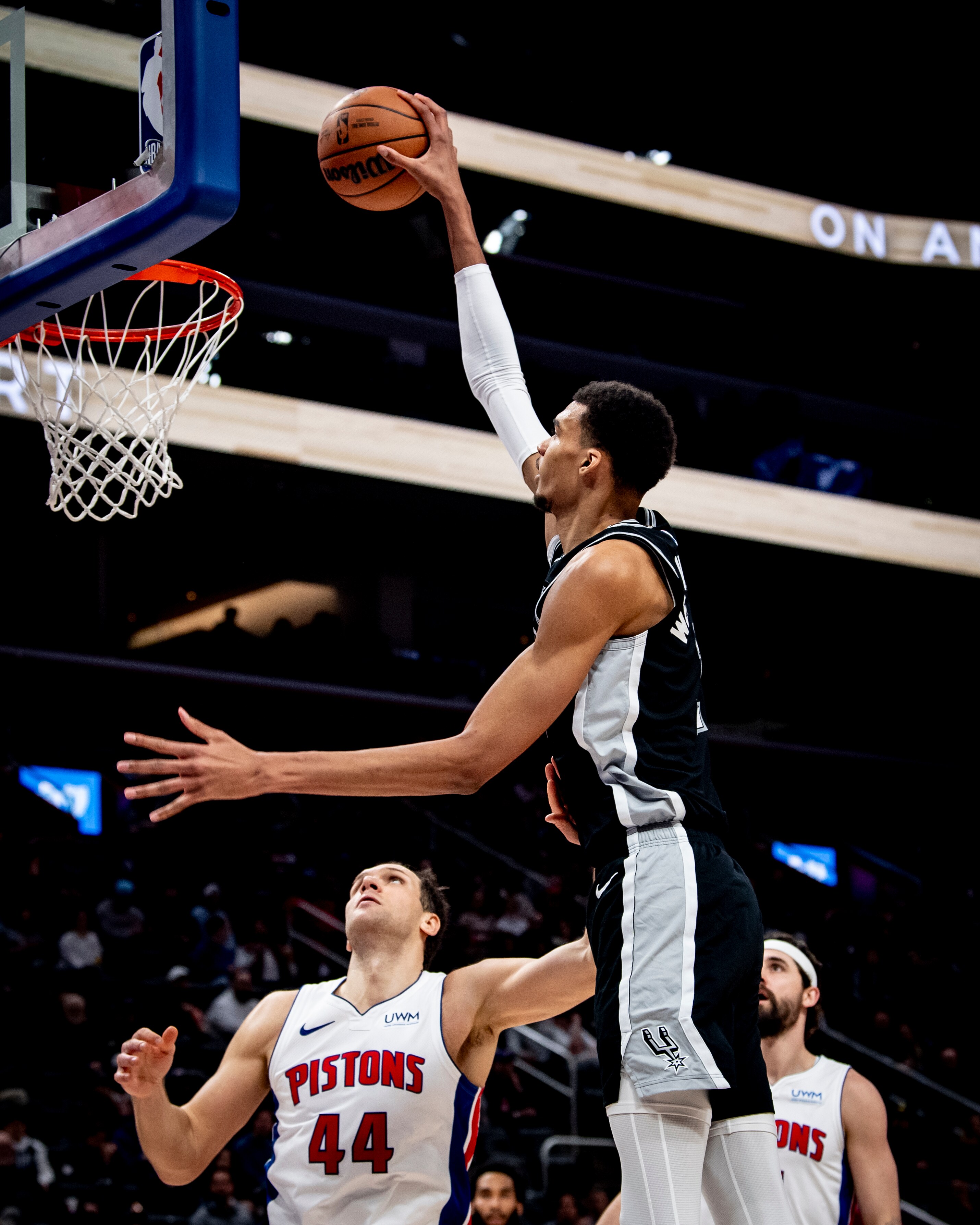 Photos: Spurs at Detroit Pistons I 1/10/24 Photo Gallery | NBA.com
