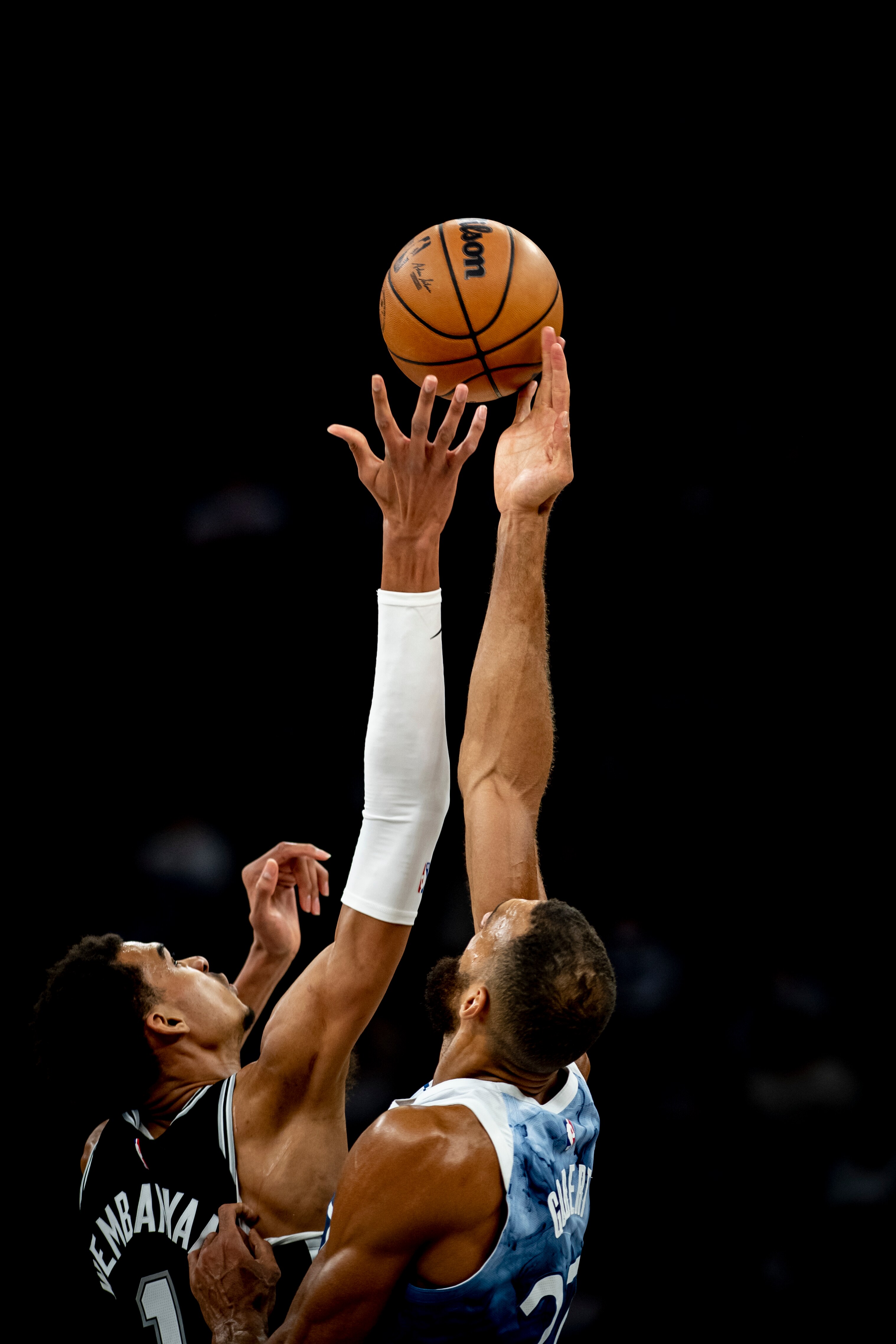 Photos: Spurs at Minnesota Timberwolves I 2/27/24 Photo Gallery | NBA.com