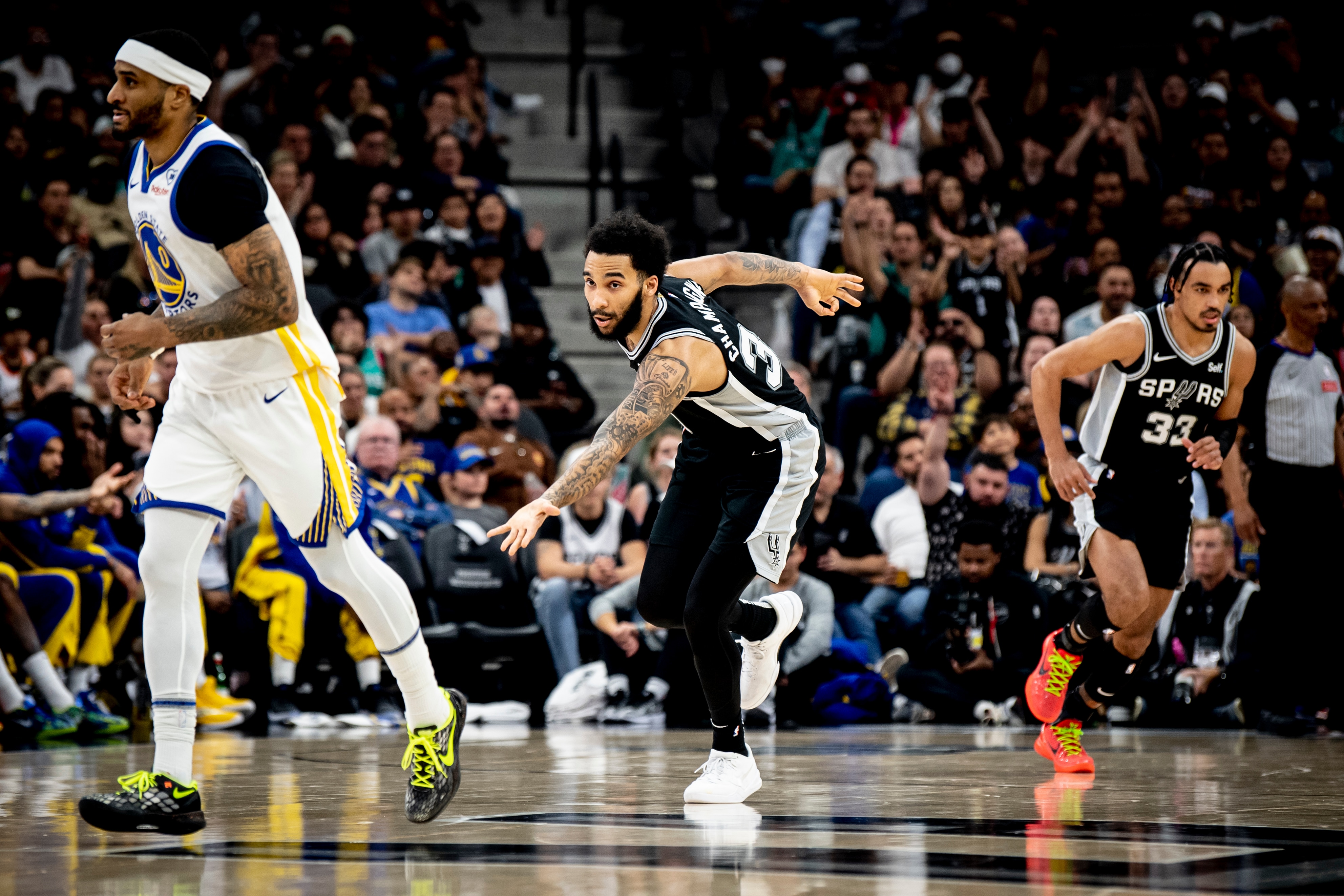 Photos: Spurs at Golden State Warriors | 3/11/24 Photo Gallery | NBA.com