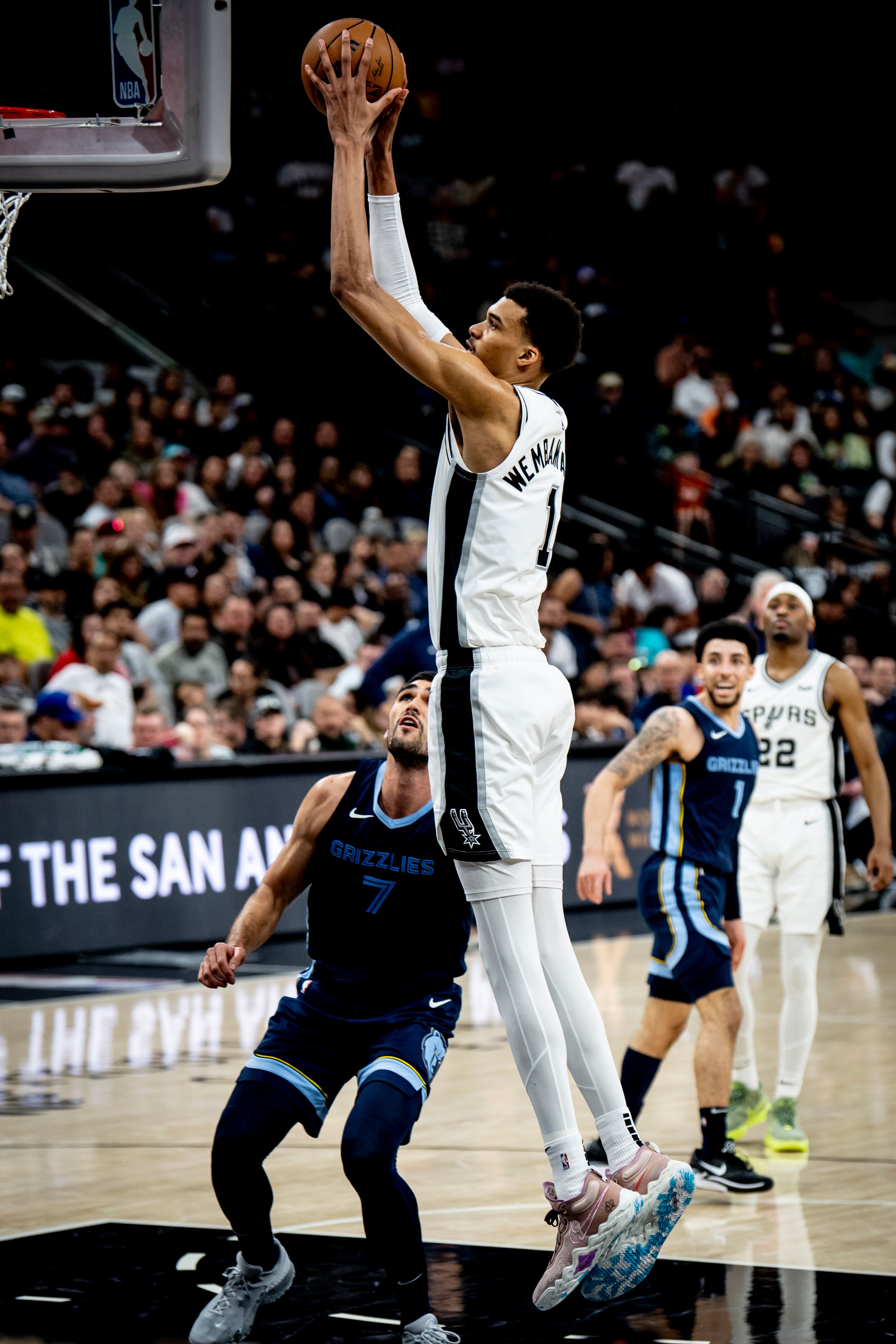 Photos: Spurs vs Memphis Grizzlies | 3/22/24 Photo Gallery | NBA.com