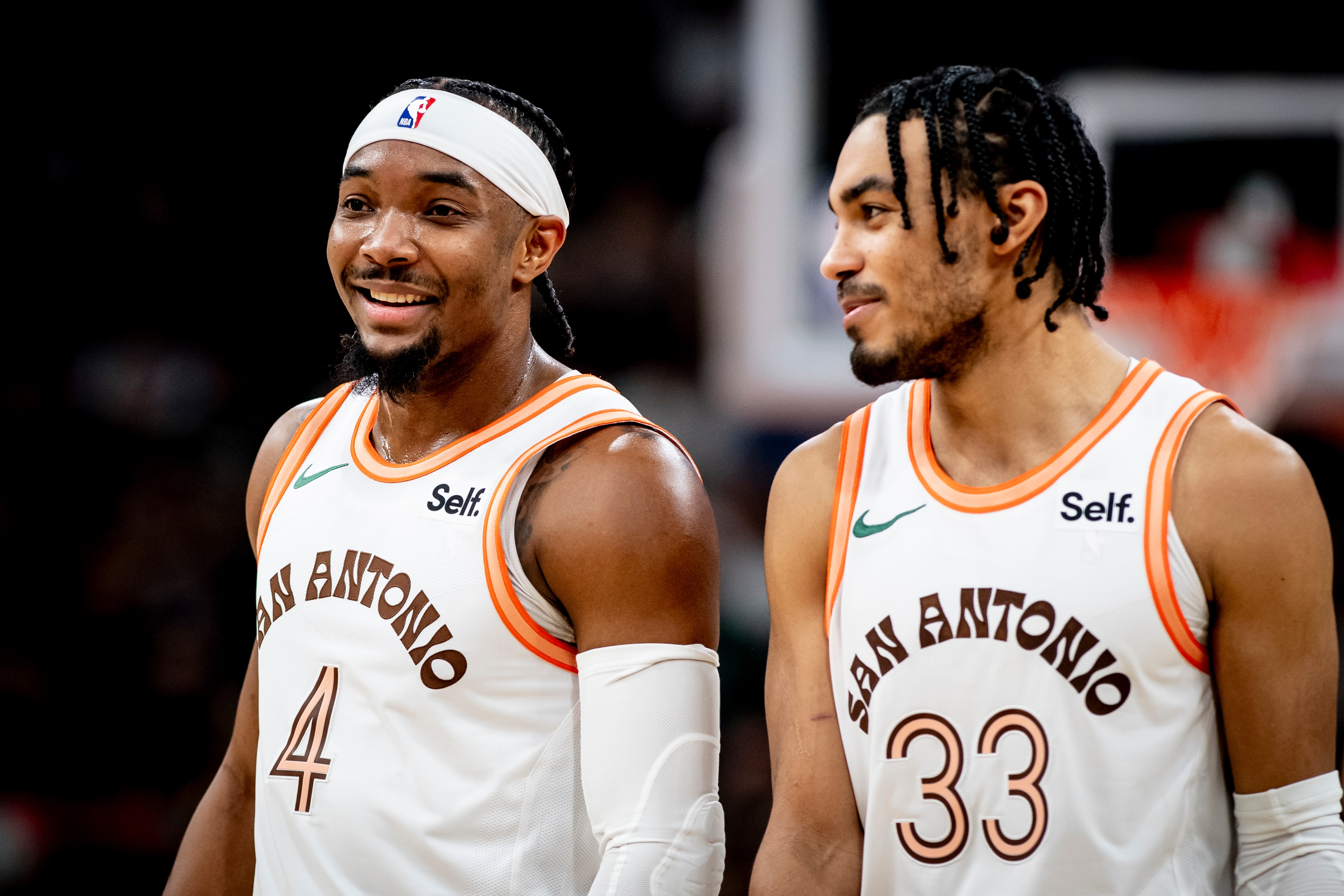 Photos: Spurs vs Golden State Warriors I 3/31/24 Photo Gallery | NBA.com